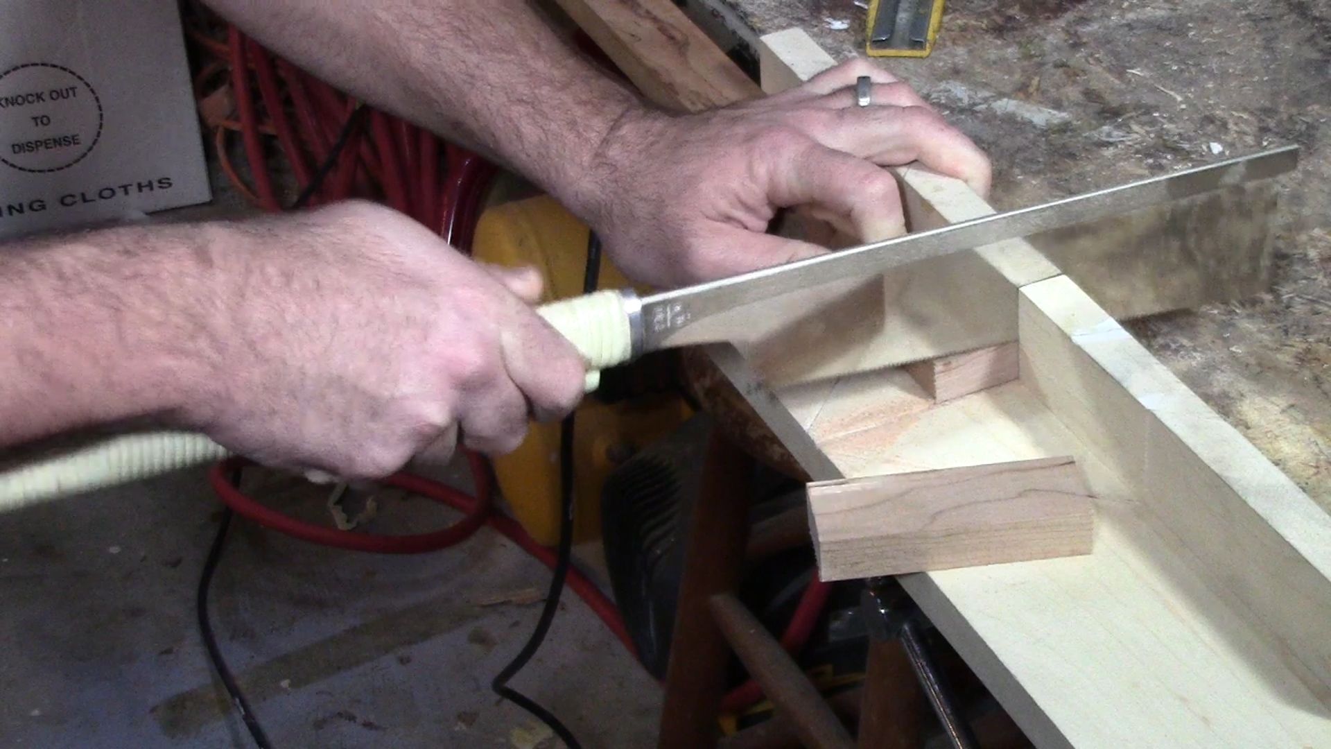 90° Magnetic Hand Saw Guide : 12 Steps (with Pictures) - Instructables