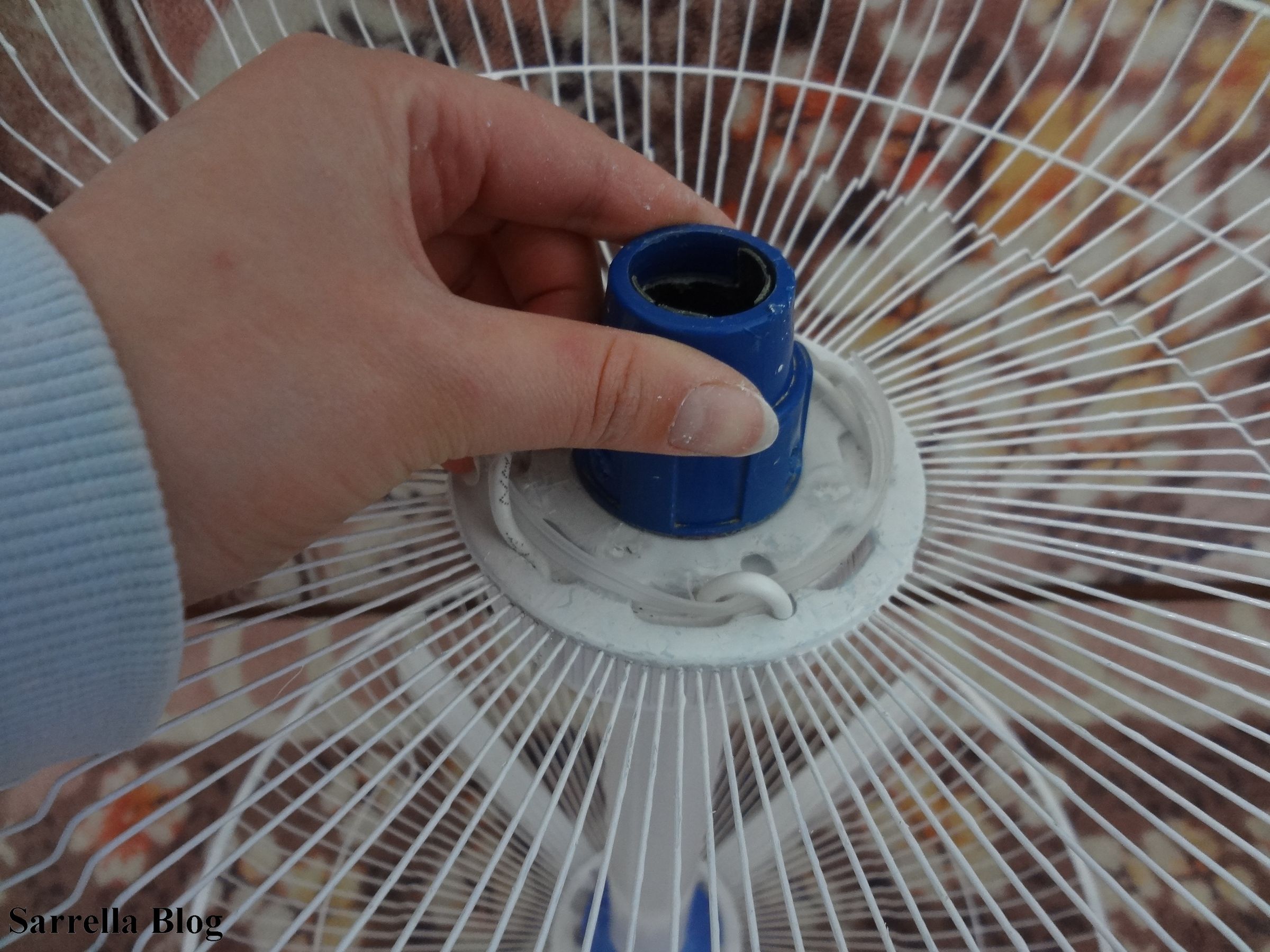 Shoes Storage Stand Out of Old Fans : 30 Steps (with Pictures ...