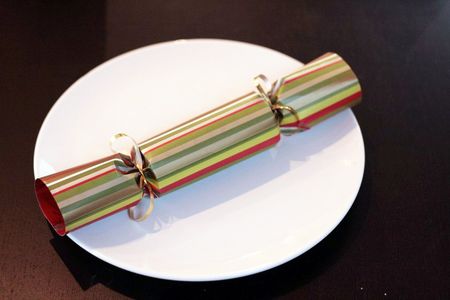 Party Crackers : 8 Steps (with Pictures) - Instructables