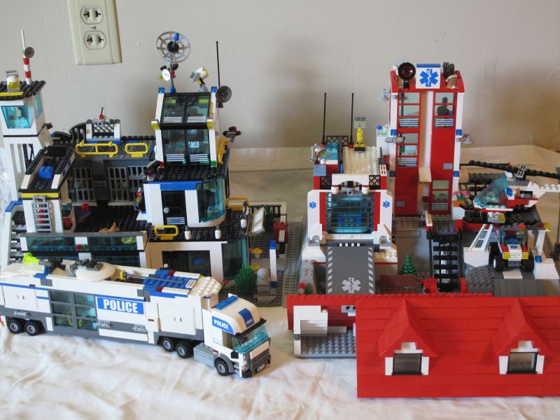 Lego City Buildings : 6 Steps - Instructables