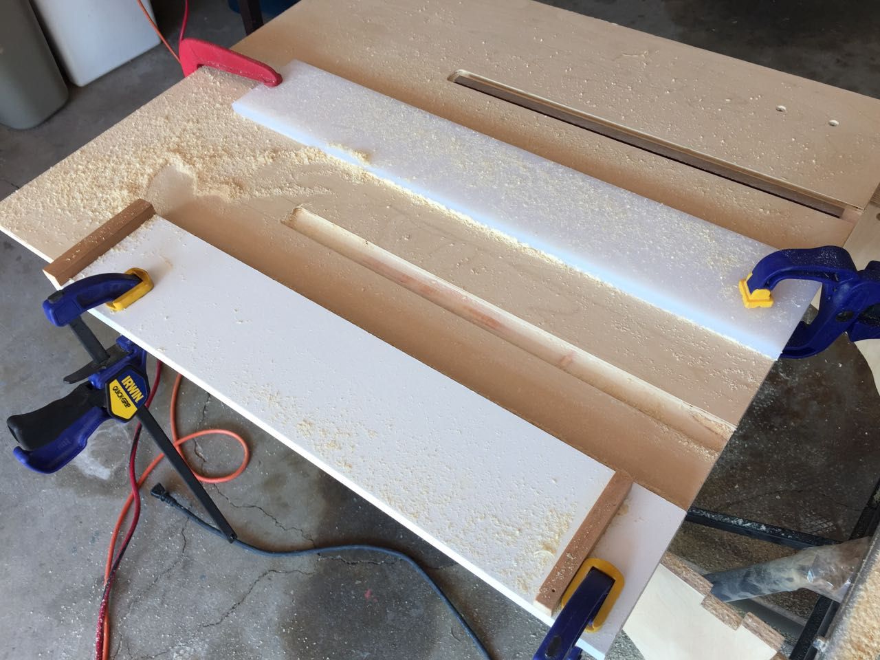 Outfeed Table for Dewalt Table Saw for $10 (includes Plans) : 4 Steps ...