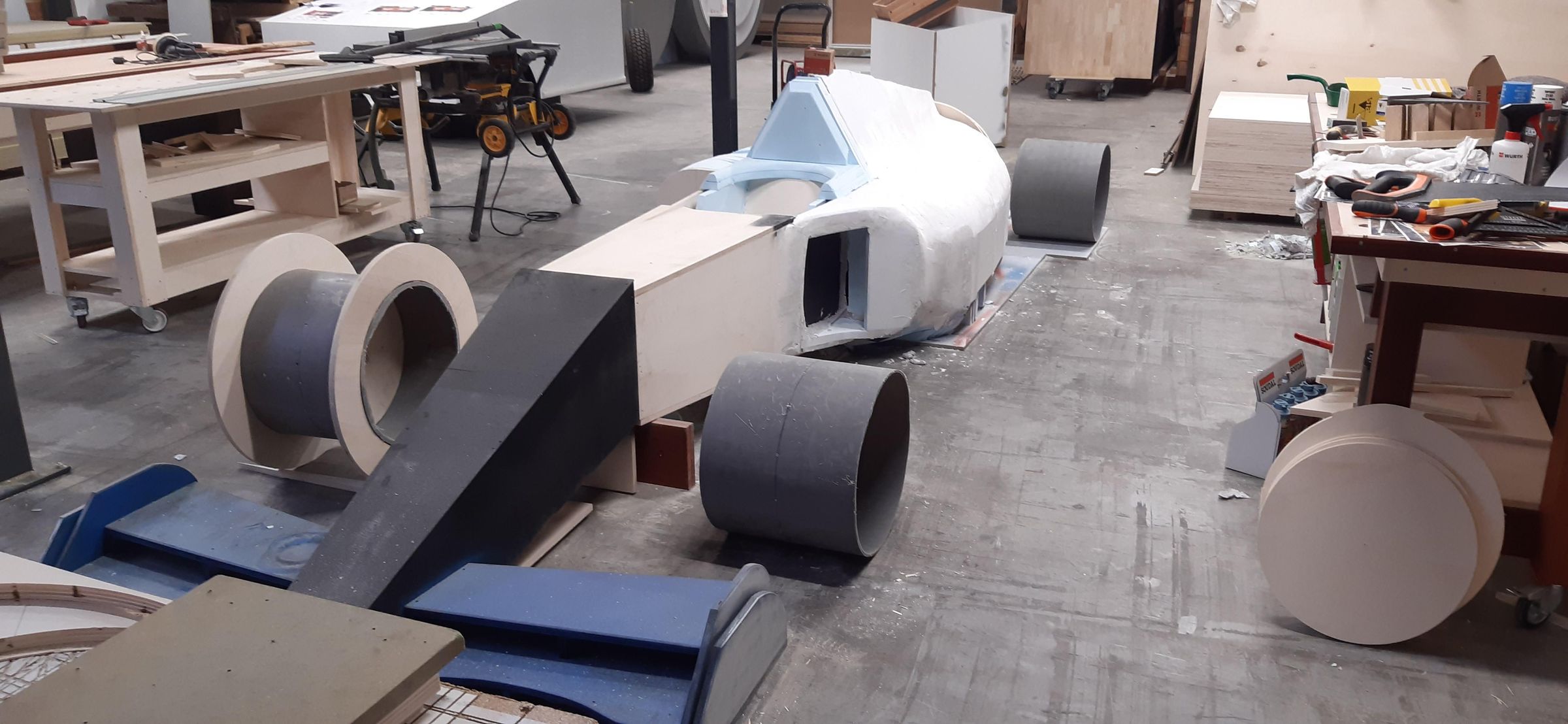 Full-size F1 Replica Car : 19 Steps (with Pictures) - Instructables