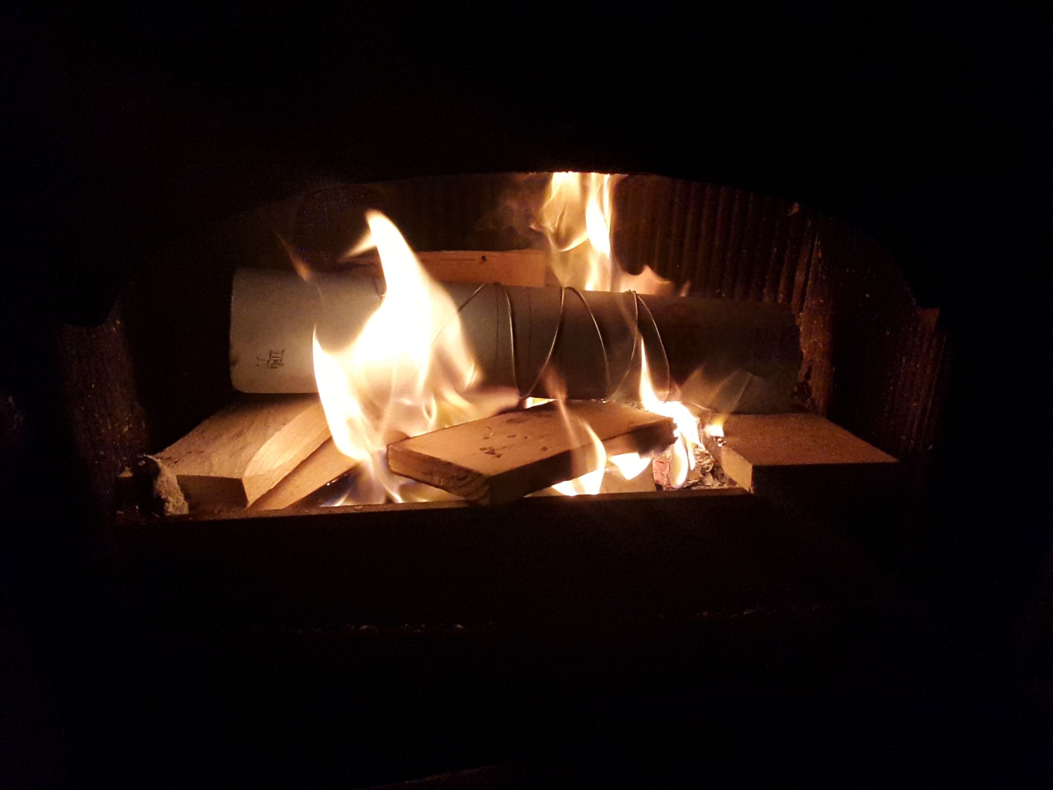 DIY Easy Fire Logs : 3 Steps (with Pictures) - Instructables