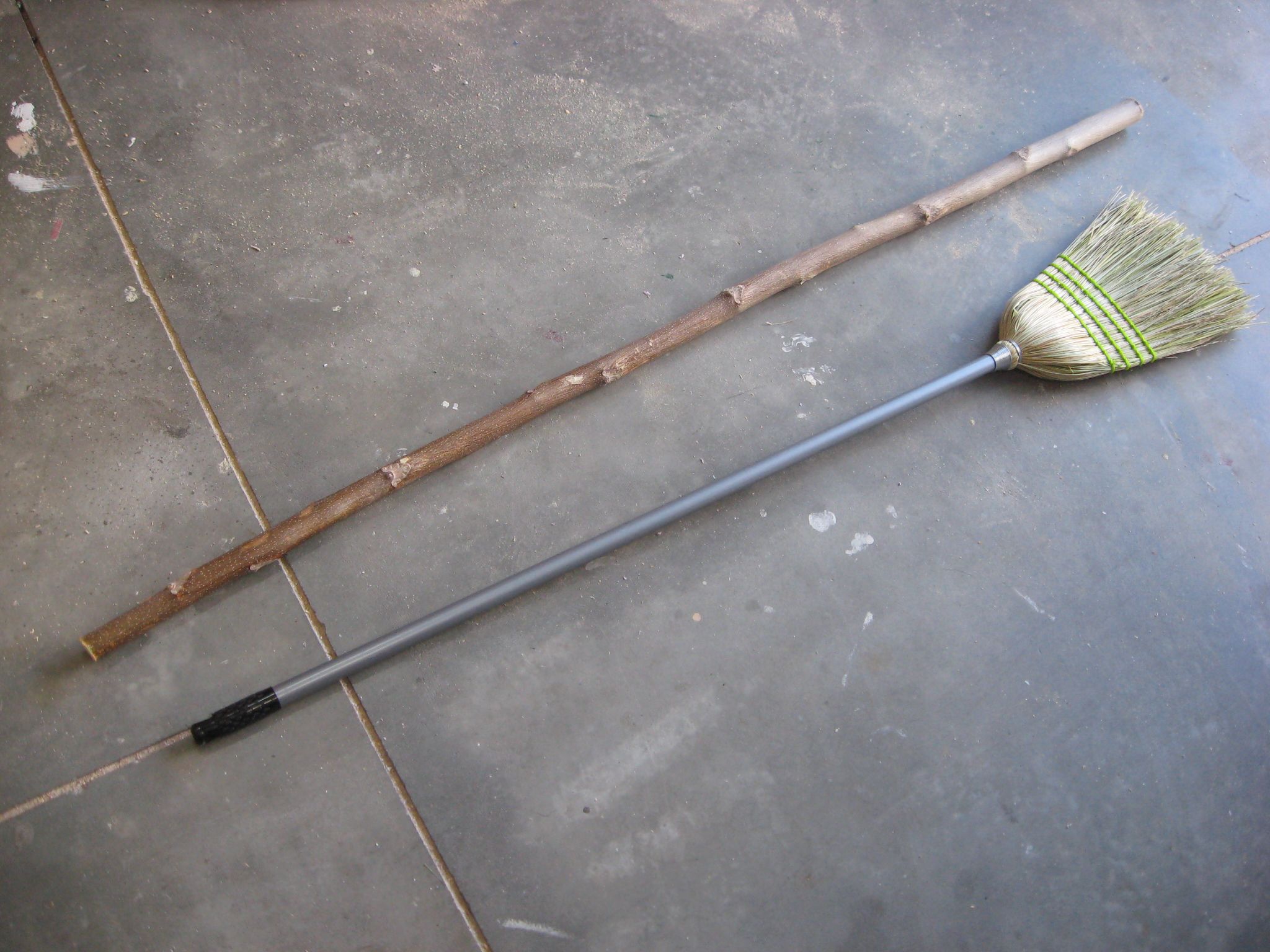 Classic Witch's Broom : 6 Steps (with Pictures) - Instructables