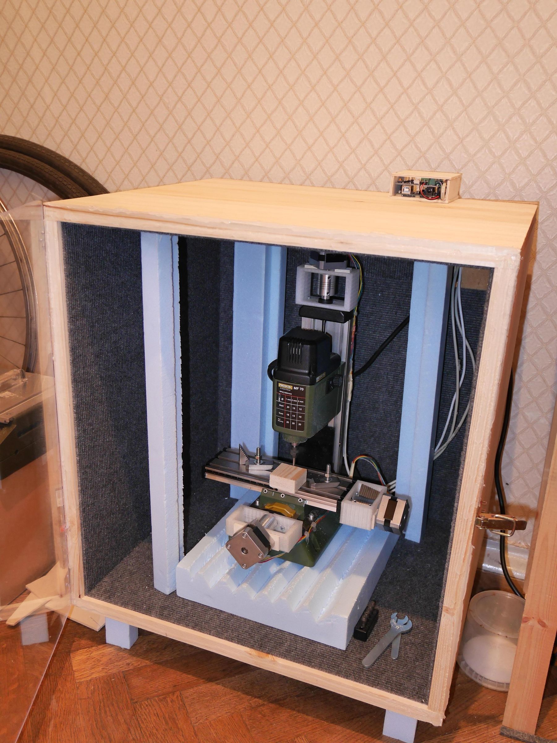 Soundproof Enclosure for CNC Machine (proxxon Mf70) : 5 Steps (with ...