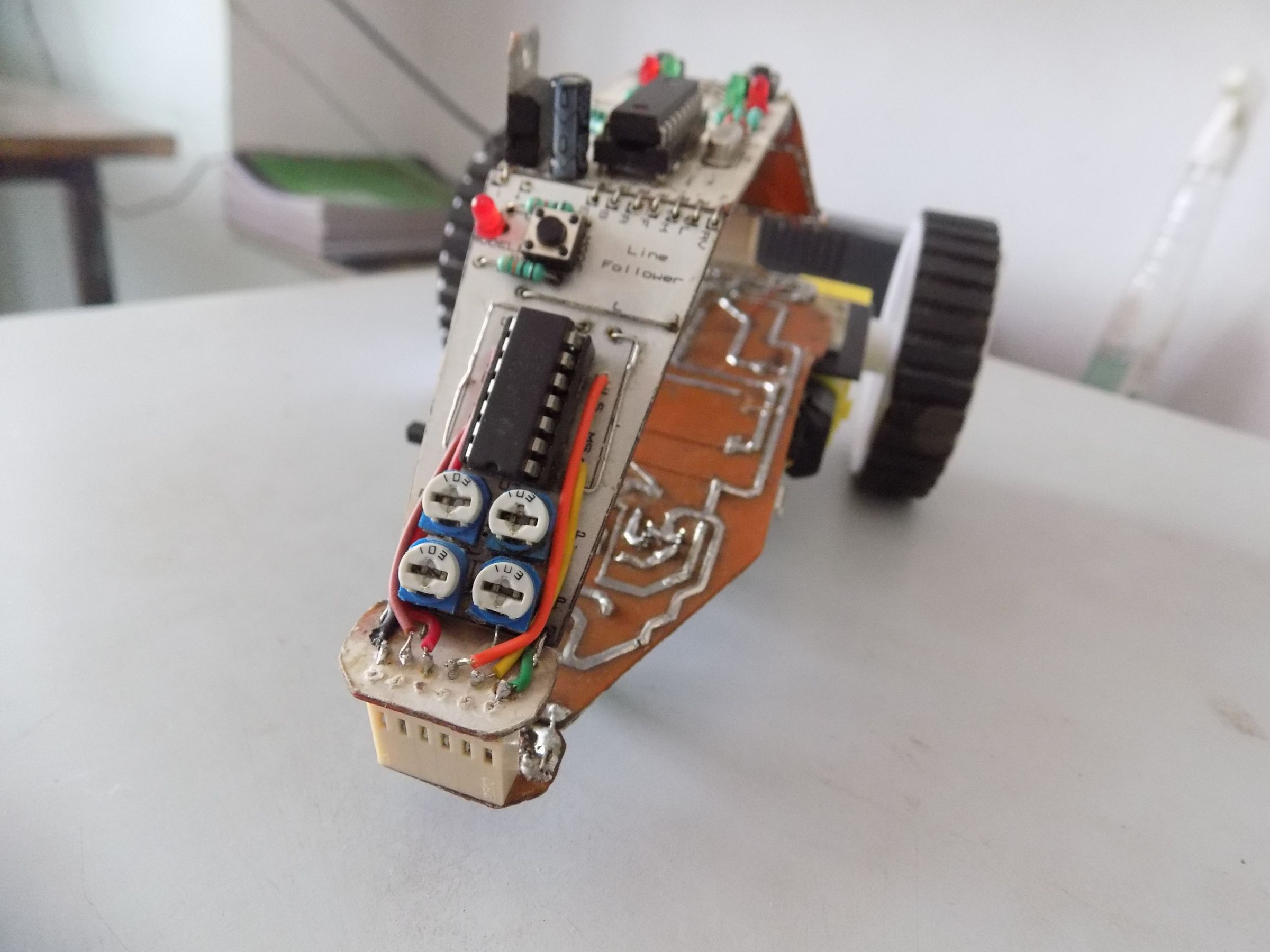 Line Follower Robot : 11 Steps (with Pictures) - Instructables