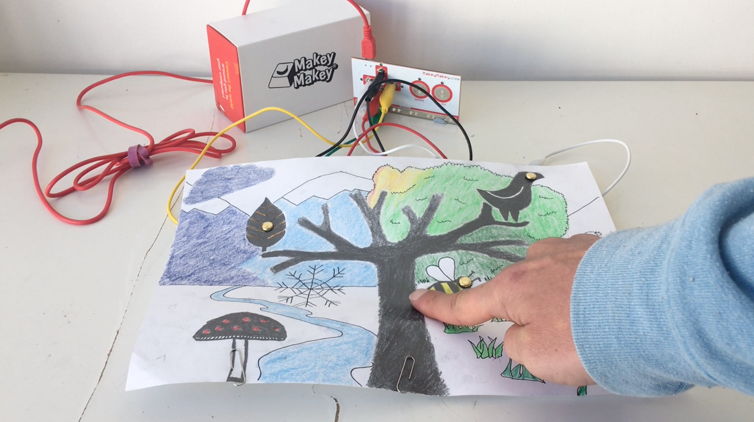 Makey Makey Graphite Drawing Instructions : 8 Steps (with Pictures ...