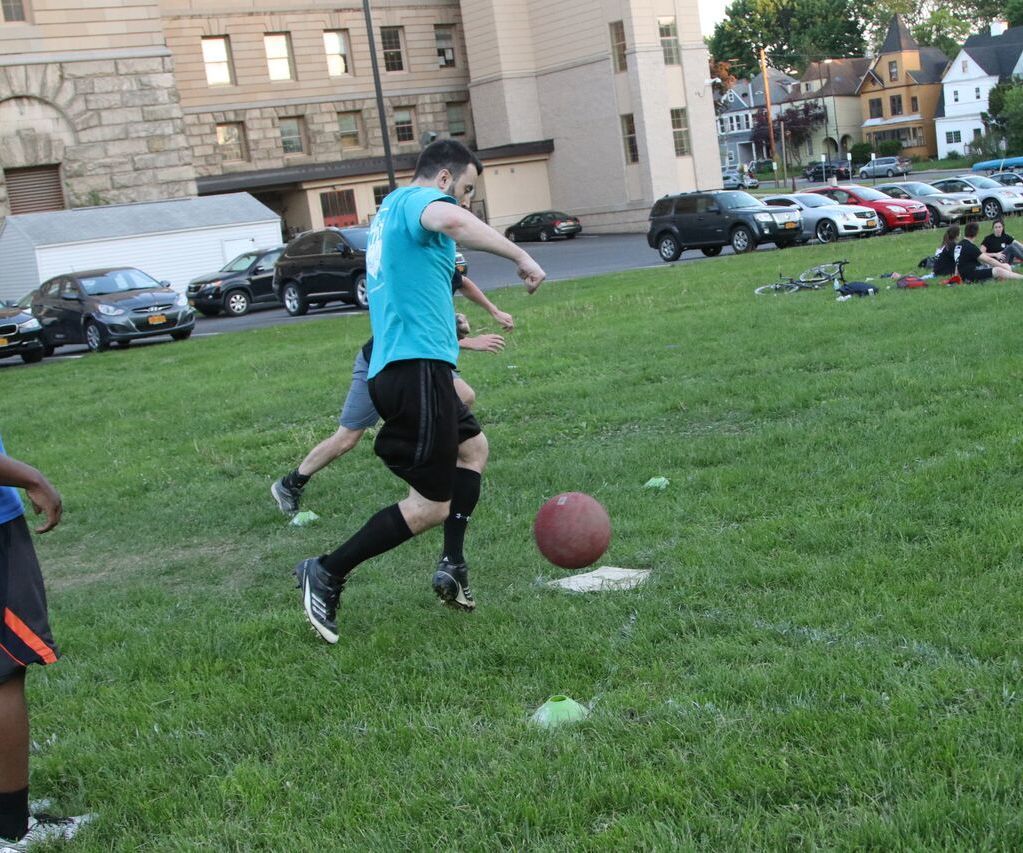 Play Adult Kickball! : 8 Steps (with Pictures) - Instructables
