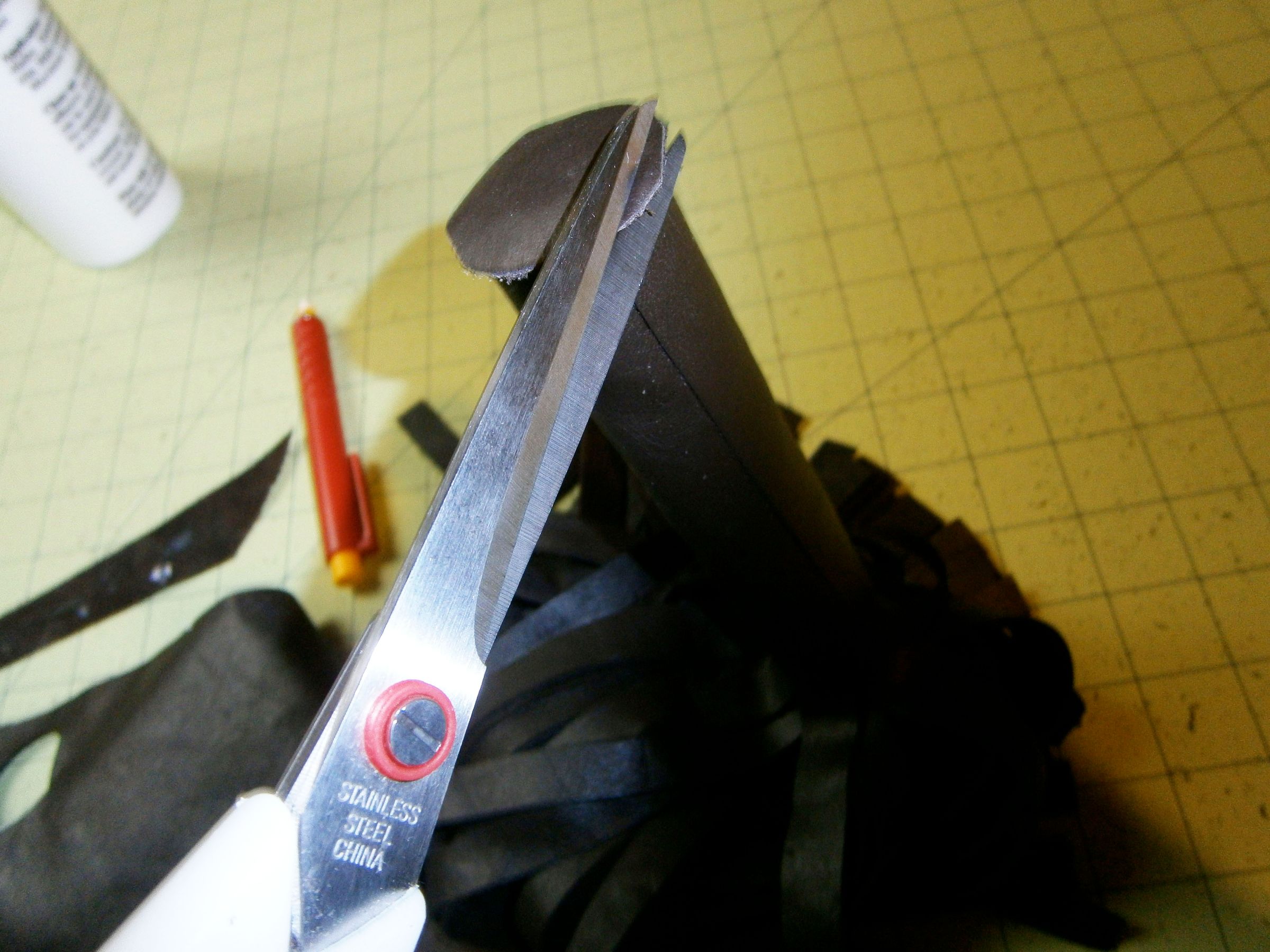 Leather Whip : 11 Steps (with Pictures) - Instructables