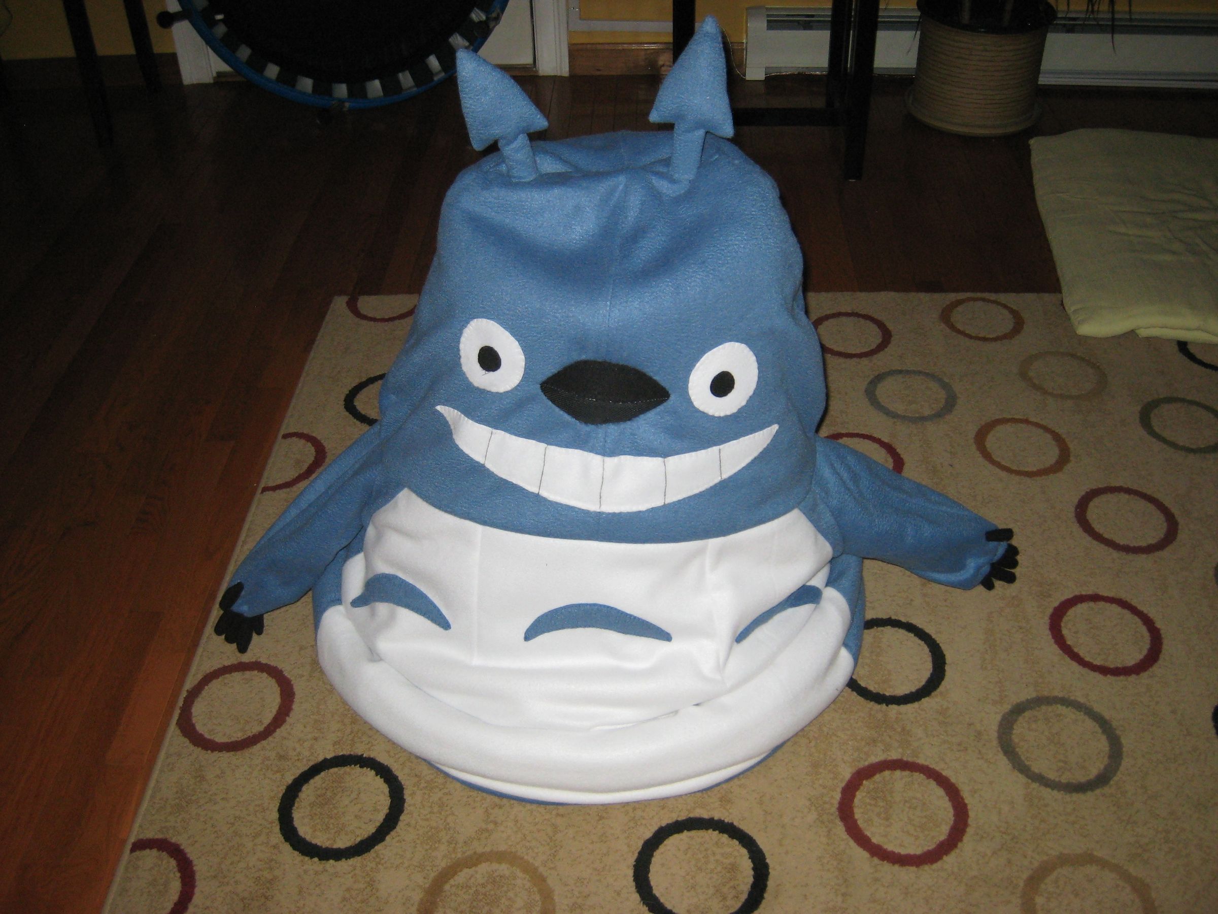 Youth Totoro Mascot Costume : 6 Steps (with Pictures) - Instructables
