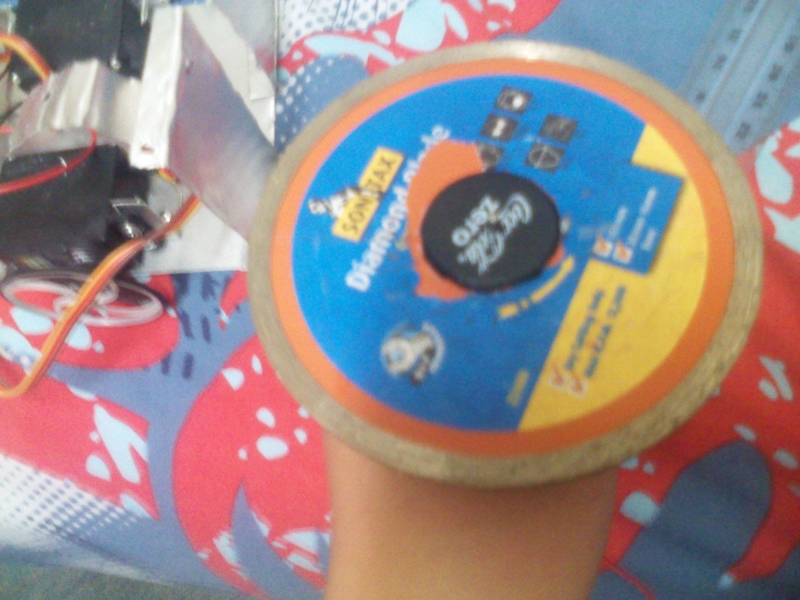 How to Make a Mini Battlebot : 11 Steps - Instructables