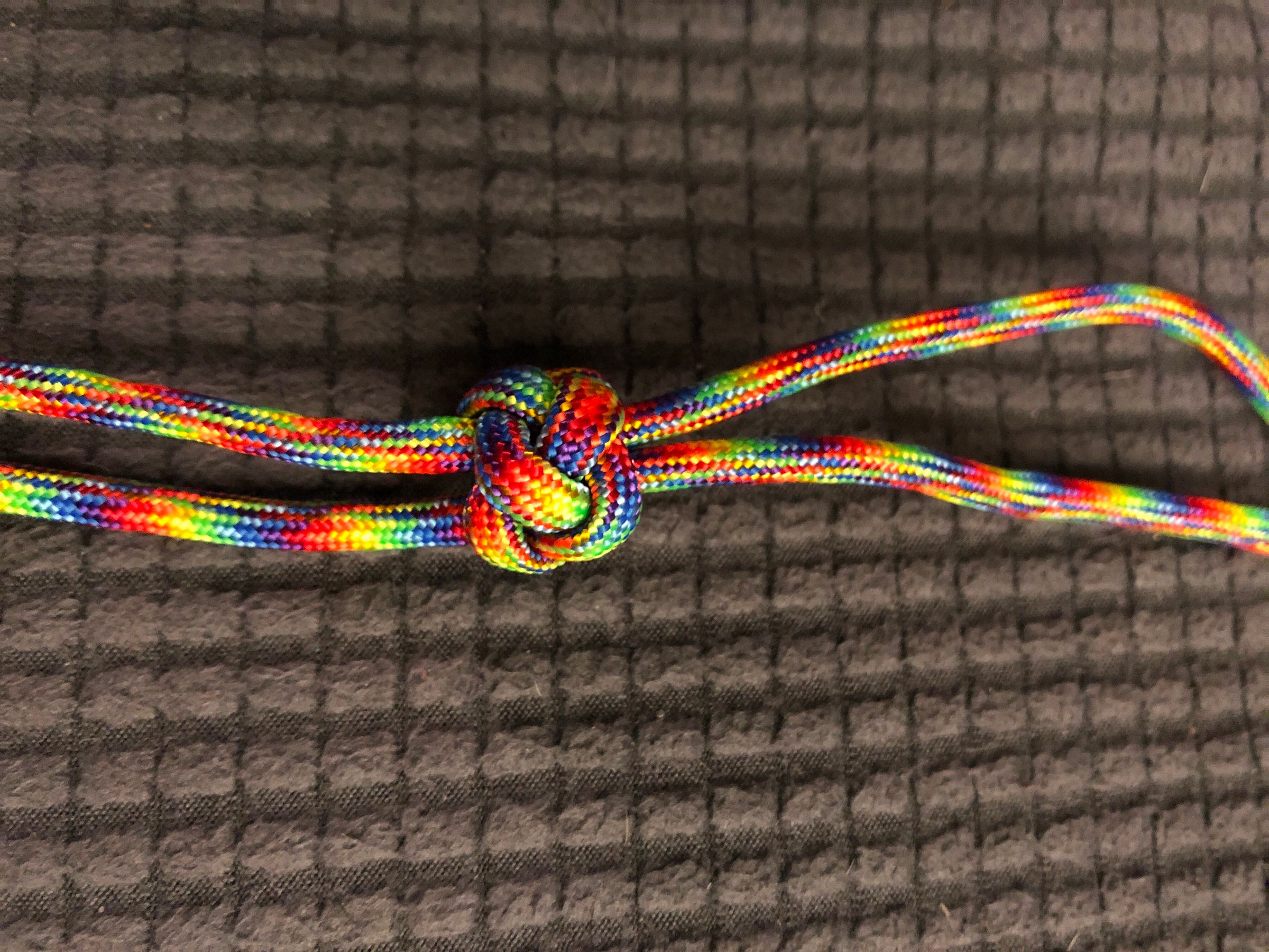 How to Tie the Lanyard Knot : 6 Steps (with Pictures) - Instructables
