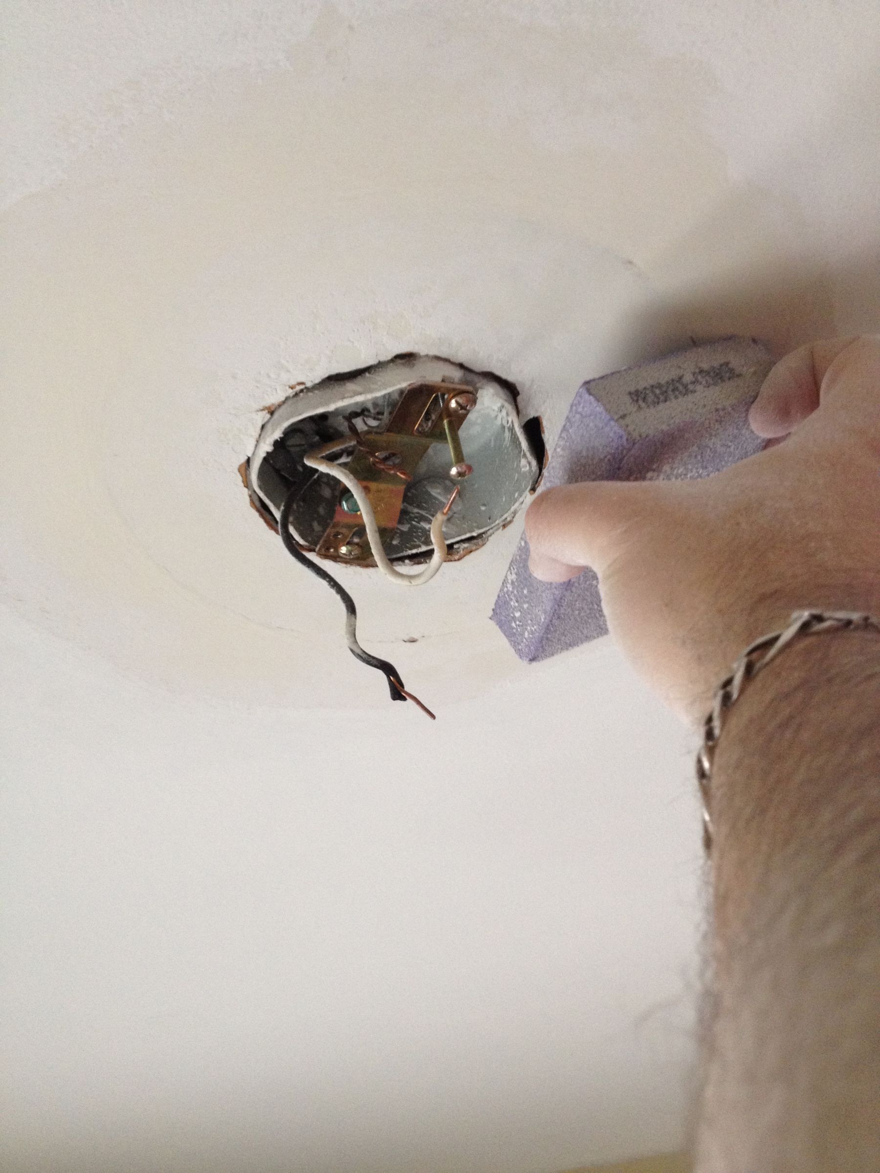 Removing Popcorn Ceilings! (with Pictures) - Instructables