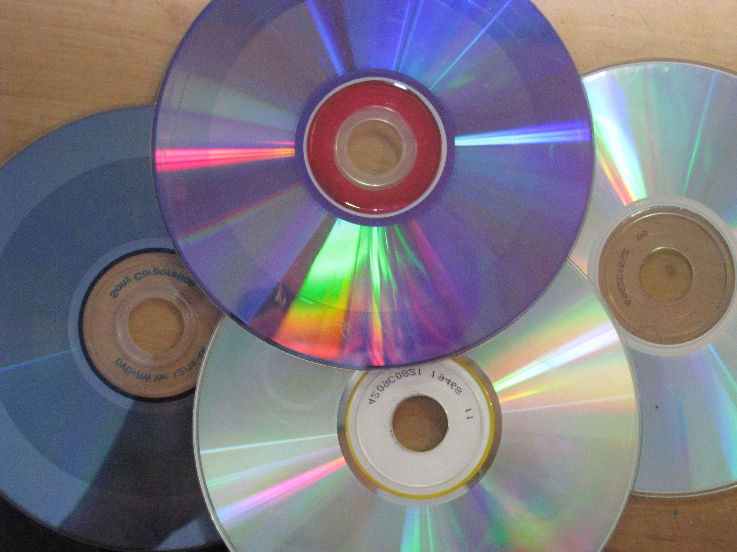 Remove Scratches From a CD/DVD With Vaseline (Petroleum Jelly) : 4 ...