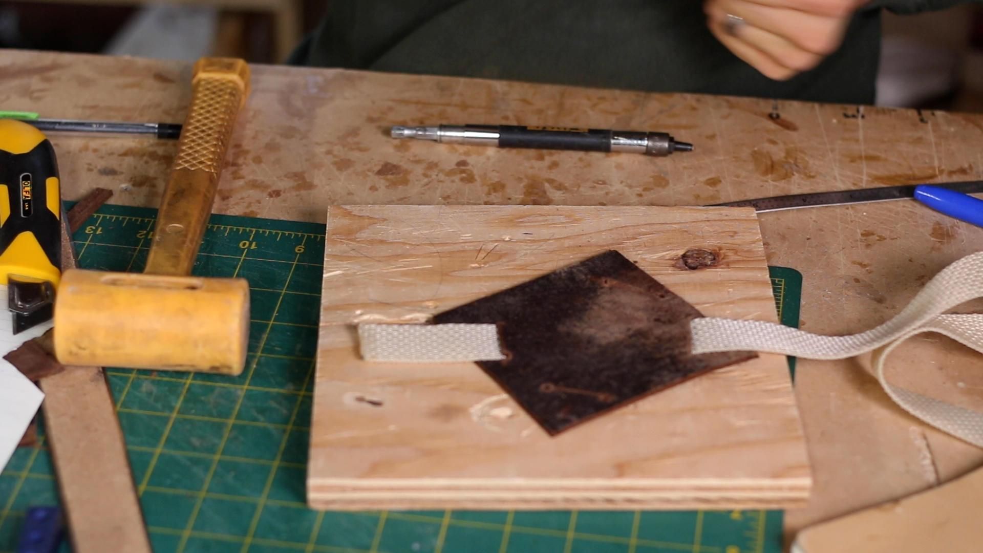 Repairing a Workshop Apron : 6 Steps (with Pictures) - Instructables