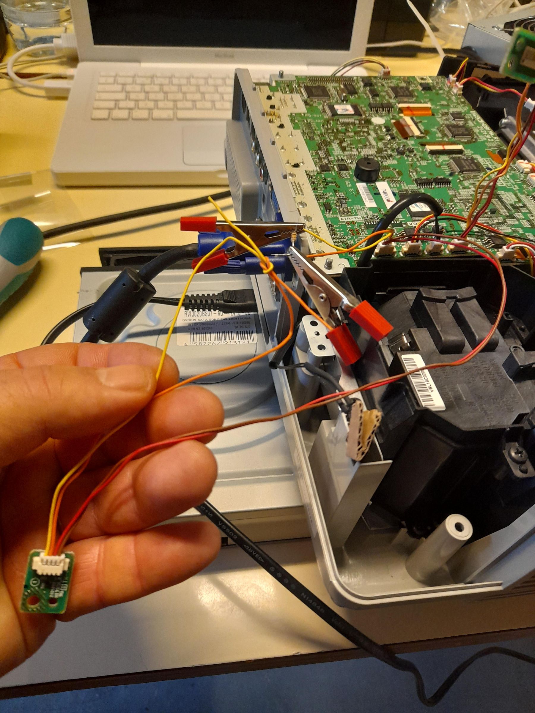 Epson Projector Temperature Sensor Repair : 4 Steps (with Pictures ...