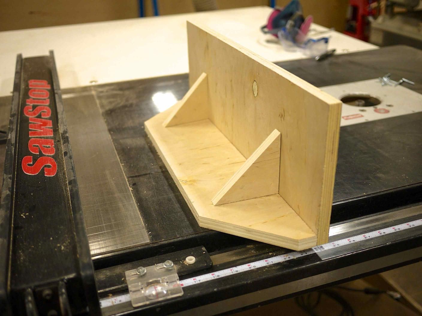 Tall Bandsaw Resaw Fence - Made at Techshop : 5 Steps - Instructables