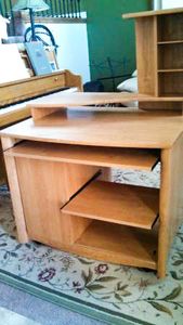 Kid Play Kitchen From an Old Computer Desk : 12 Steps (with Pictures ...