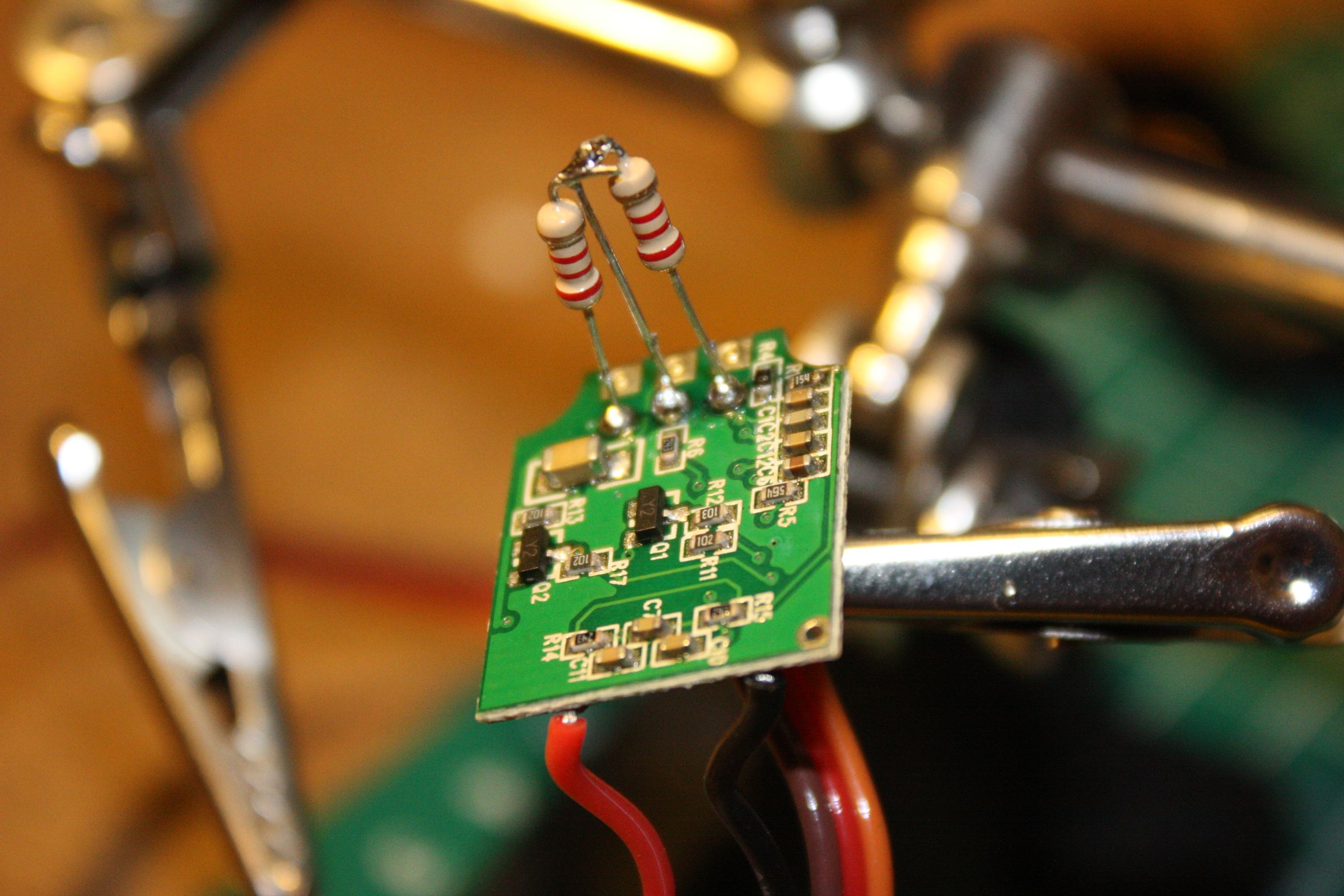 Convert Towerpro MG995 Servo to Continuous Rotation : 9 Steps (with ...