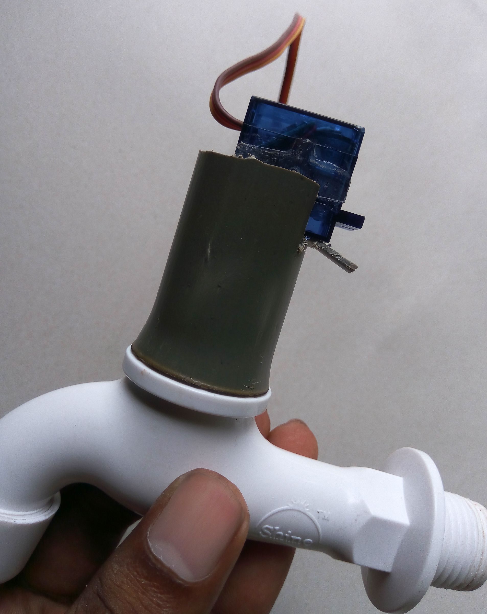 Self-Powered Automatic Water Tap : 11 Steps (with Pictures) - Instructables