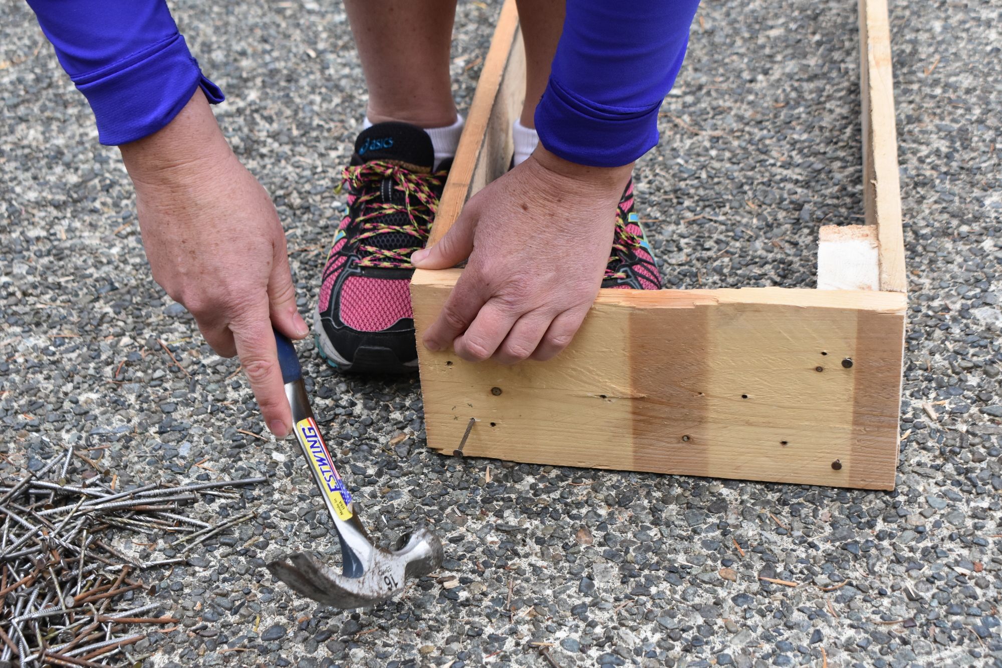 Simple Halloween Coffin : 5 Steps (with Pictures) - Instructables