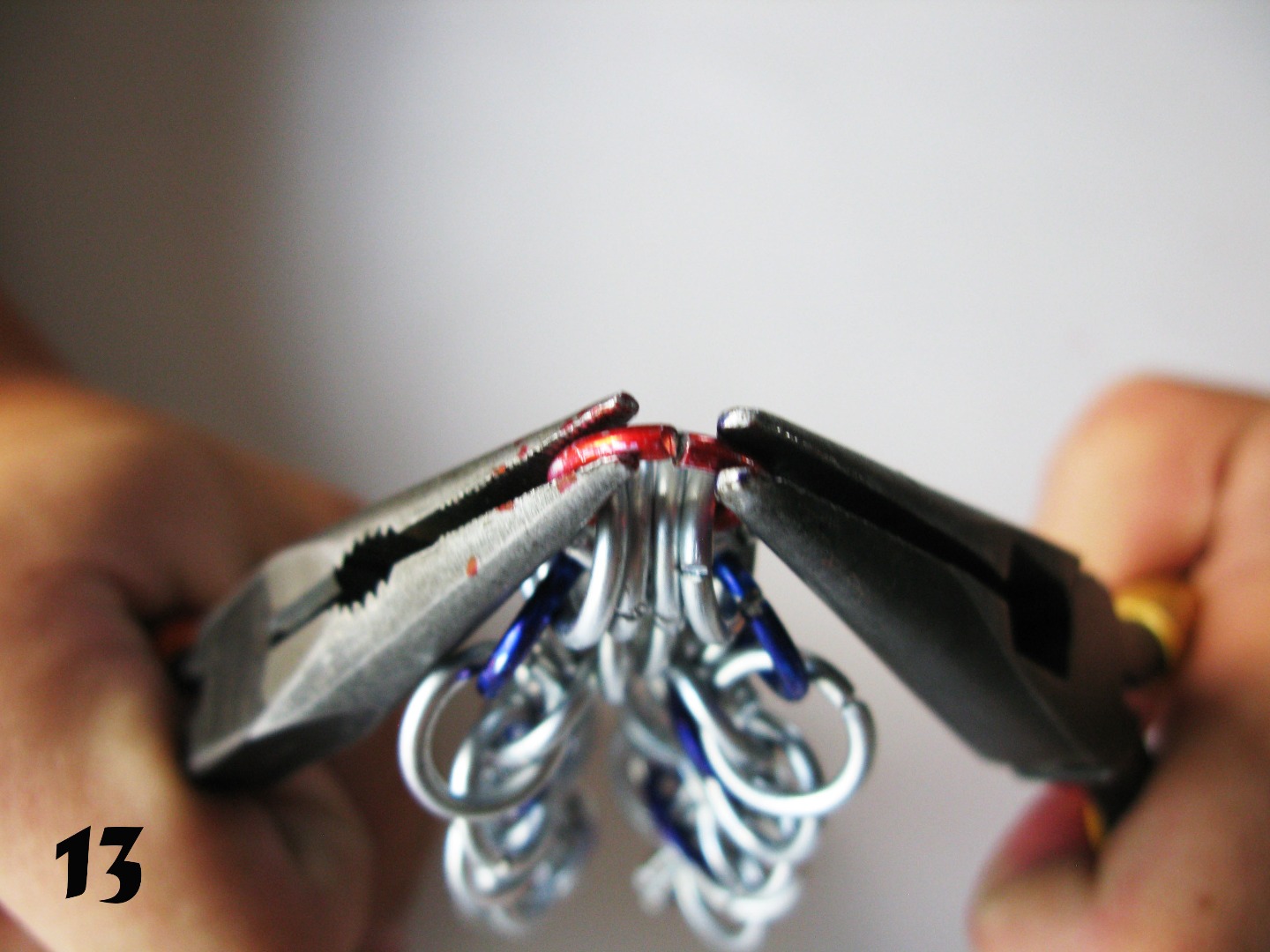 Chainmail Armor Tutorial : 4 Steps (with Pictures) - Instructables