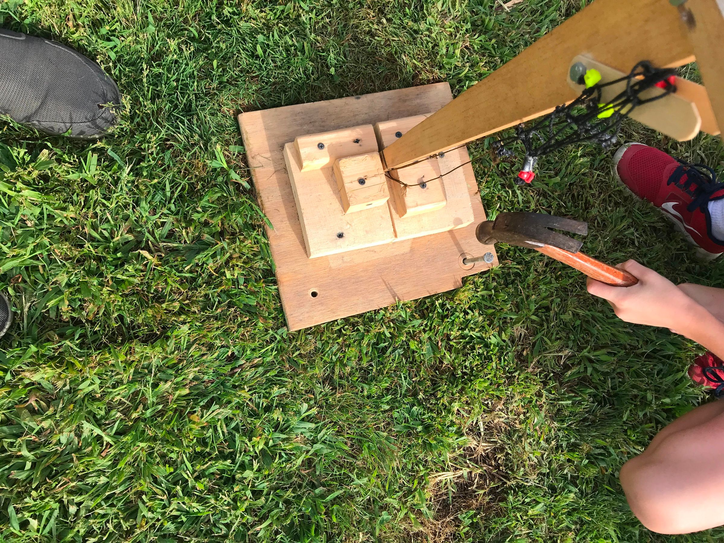 World's Simplest Trebuchet (Walking Arm Trebuchet) : 18 Steps (with ...