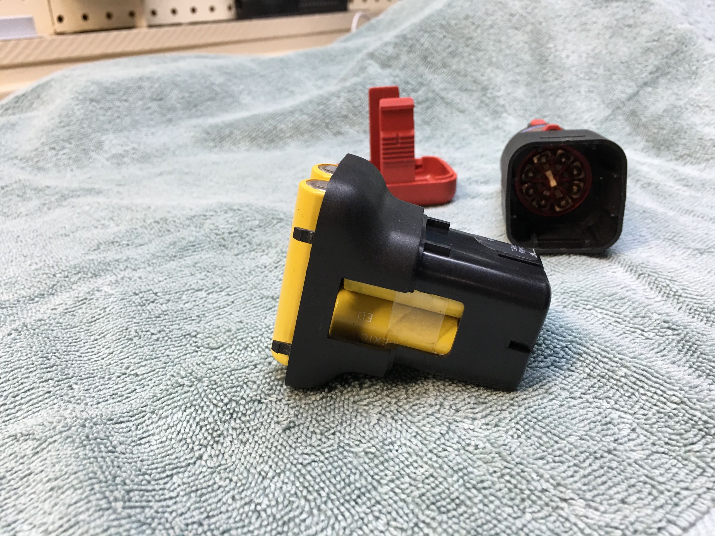 Dremel MultiPro Cordless Model 770 Type 1 - Battery Pack Repair : 4 ...