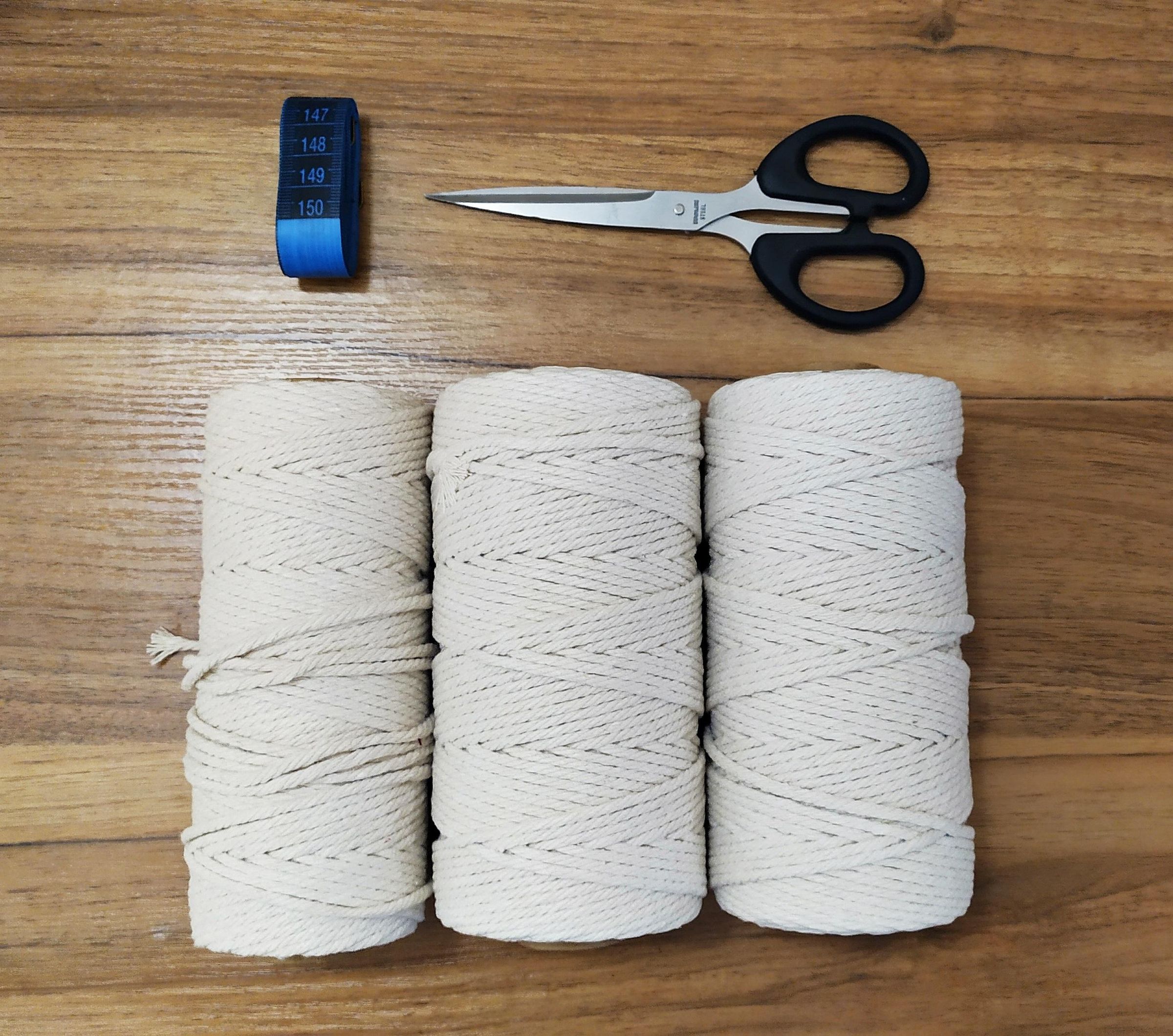 How to Make a Bohemian Macrame Rug : 14 Steps (with Pictures ...