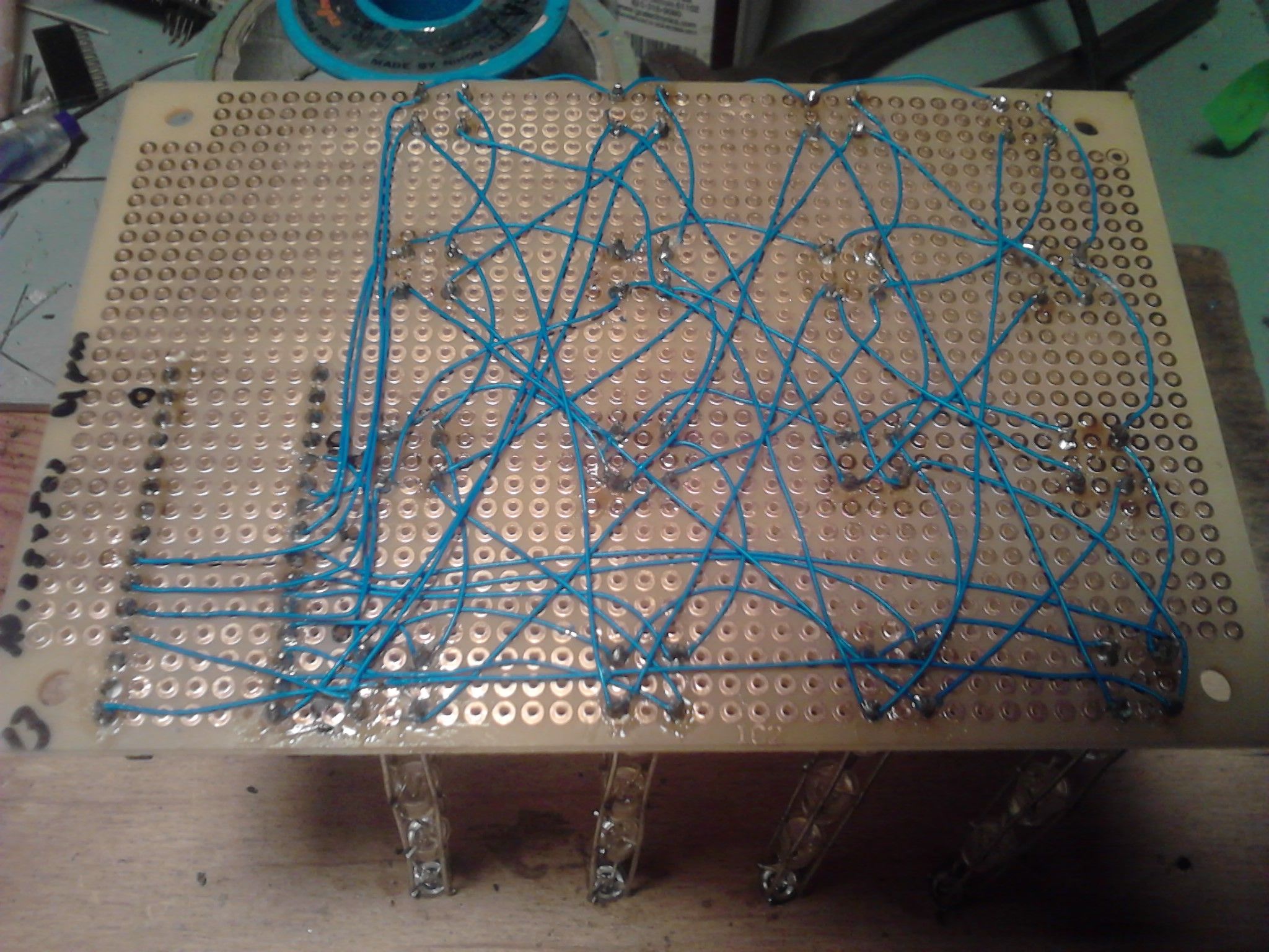 Charliecube -- Charlieplexed 4x4x4 RGB LED Cube : 6 Steps (with Pictures) - Instructables