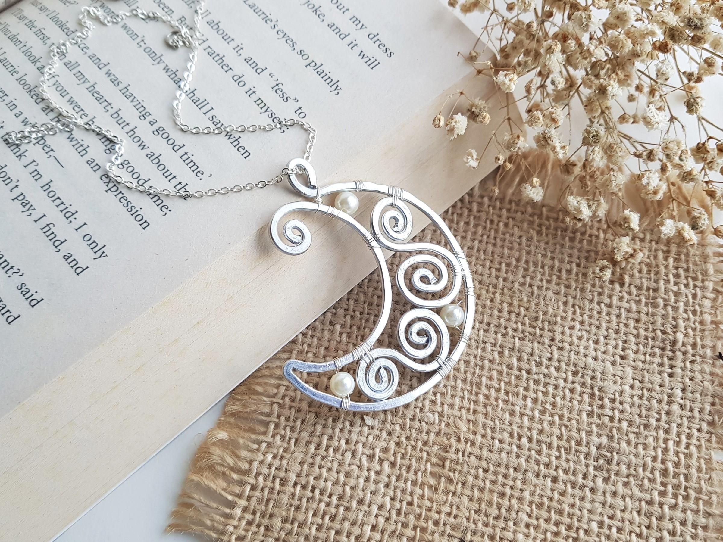 DIY Wire Wrapped Crescent Moon Pendant : 7 Steps (with Pictures ...