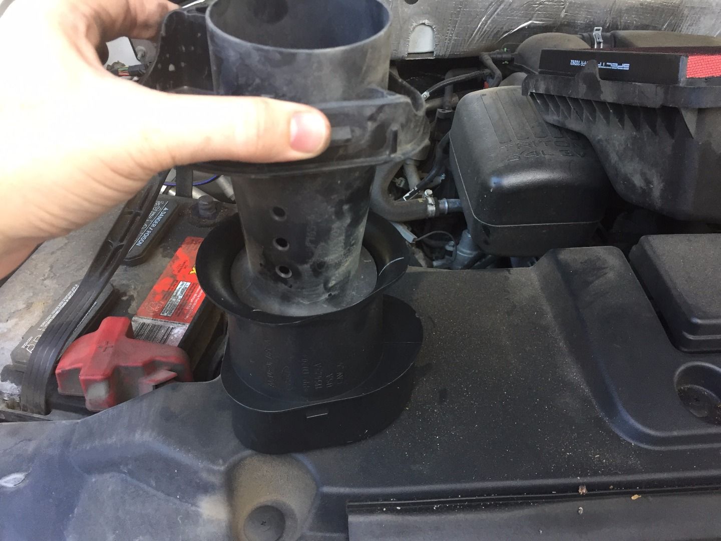 Gotts Air Intake Mod - Ford : 9 Steps - Instructables