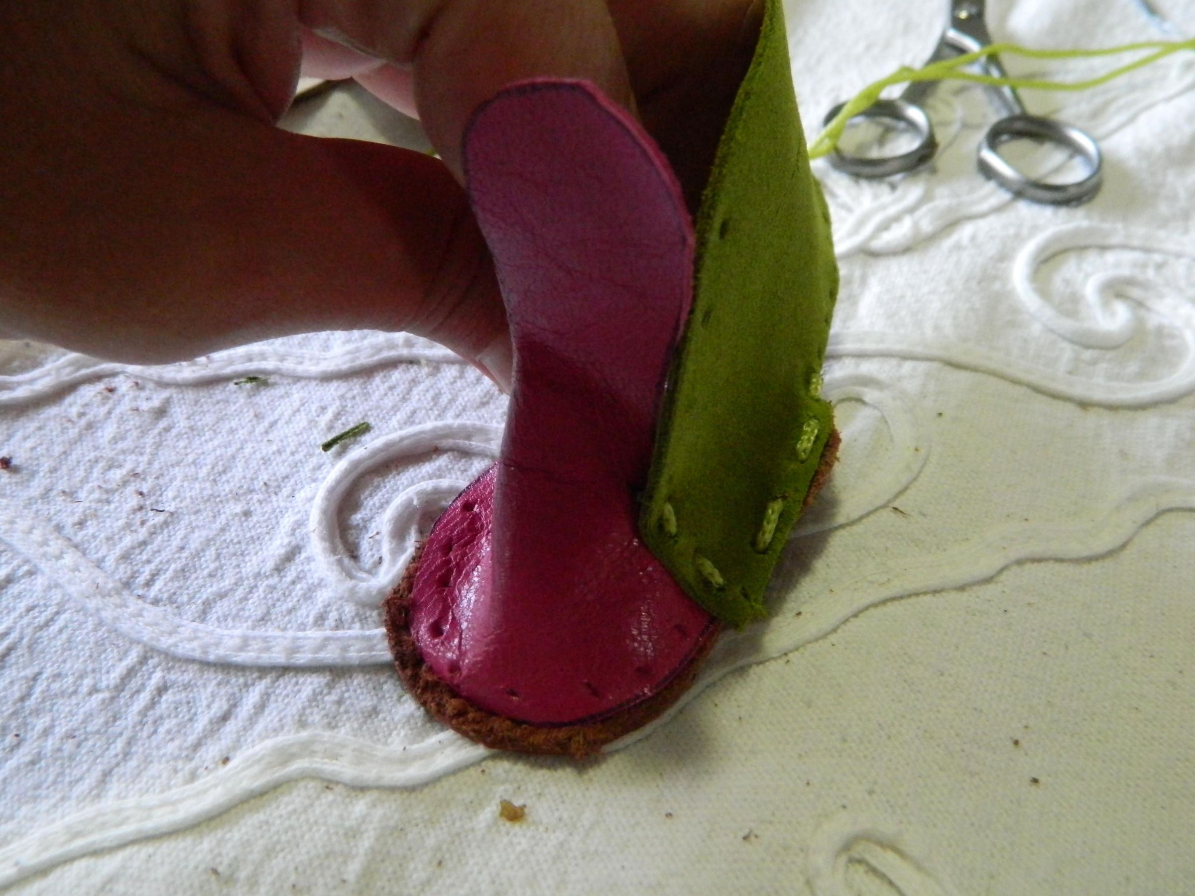 Leather Shoe Key Chain : 14 Steps (with Pictures) - Instructables