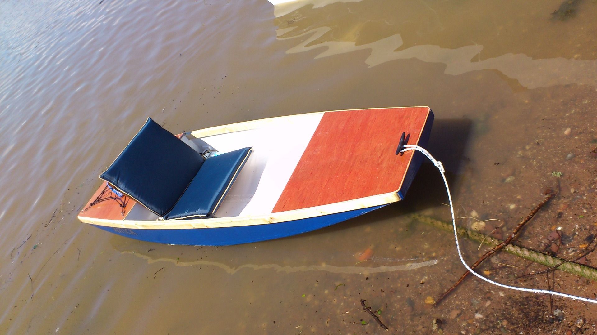 Make Your Own Quick and Easy Zip Tie & Ply Mini Boat - Maximum Fun for ...