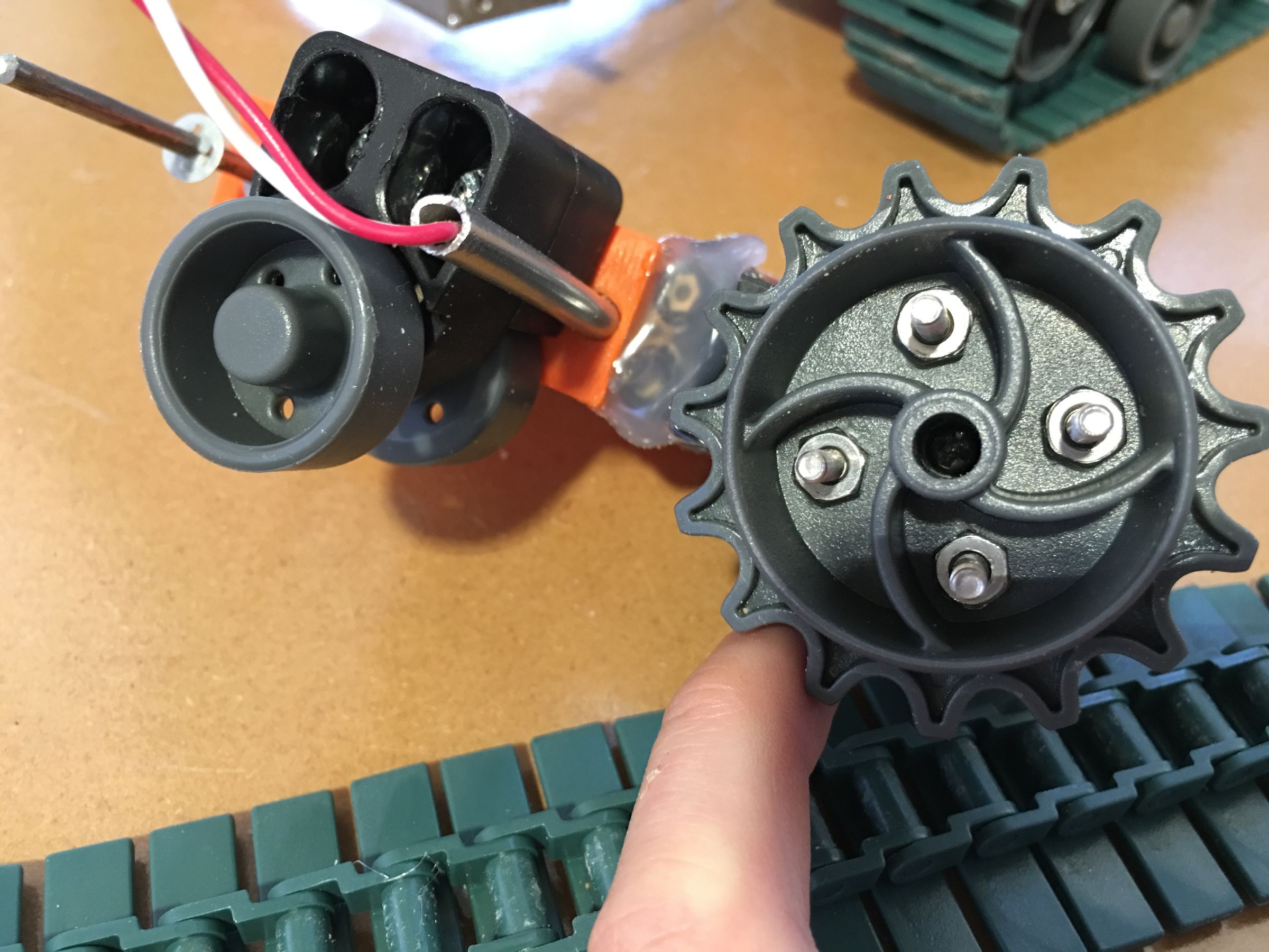 3D Printed Custom Vex Tank Tread System : 9 Steps (with Pictures ...