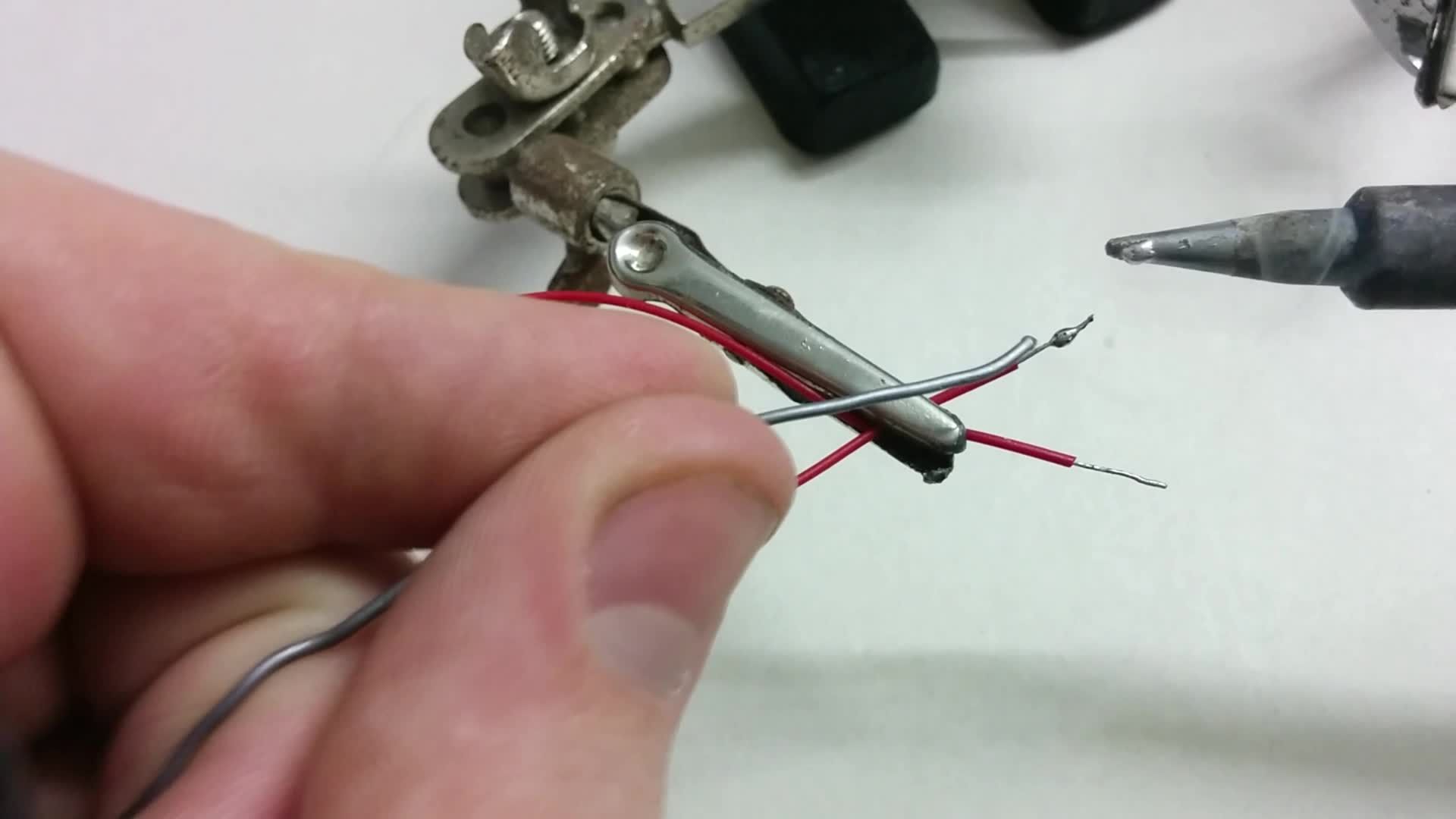 How to Make USB OTG Cable : 5 Steps (with Pictures) - Instructables