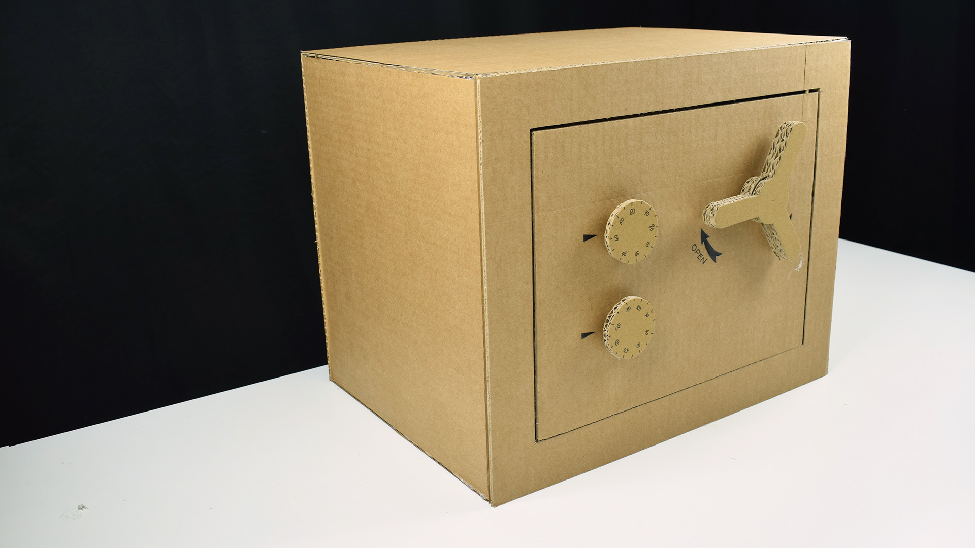 Safe Box With Combination Lock From Cardboard : 11 Steps (with Pictures ...