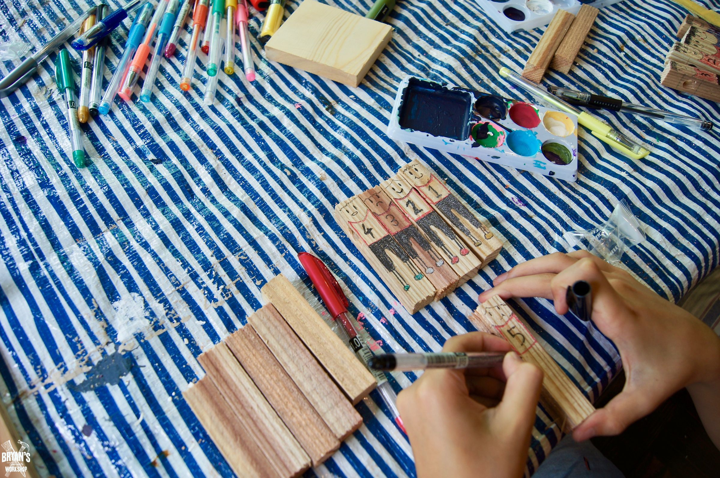 Mini Wooden Foosball Box Project! : 6 Steps (with Pictures) - Instructables