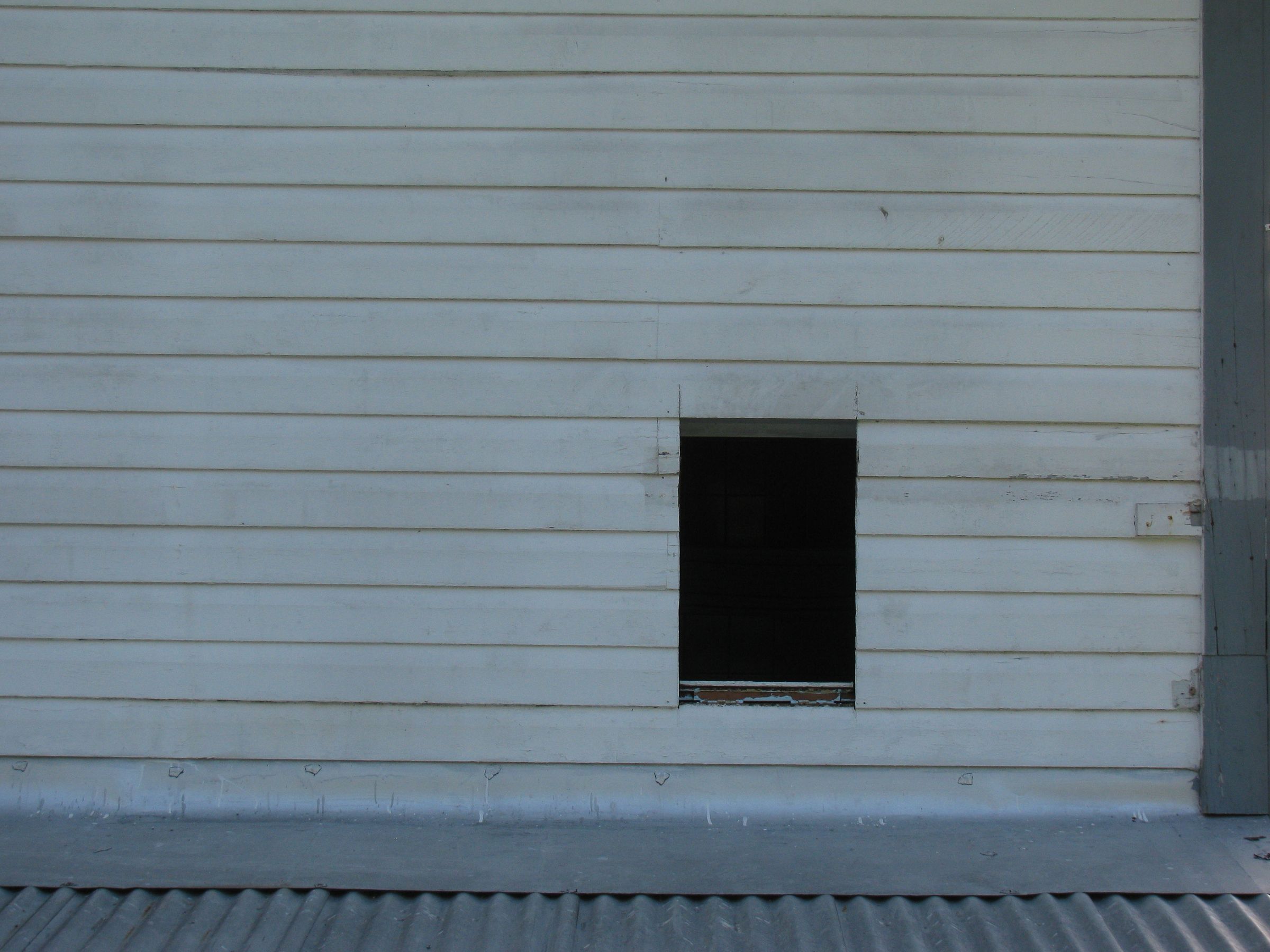 Fire and "bandit" Escape Door.... Through the Wall! : 6 Steps ...