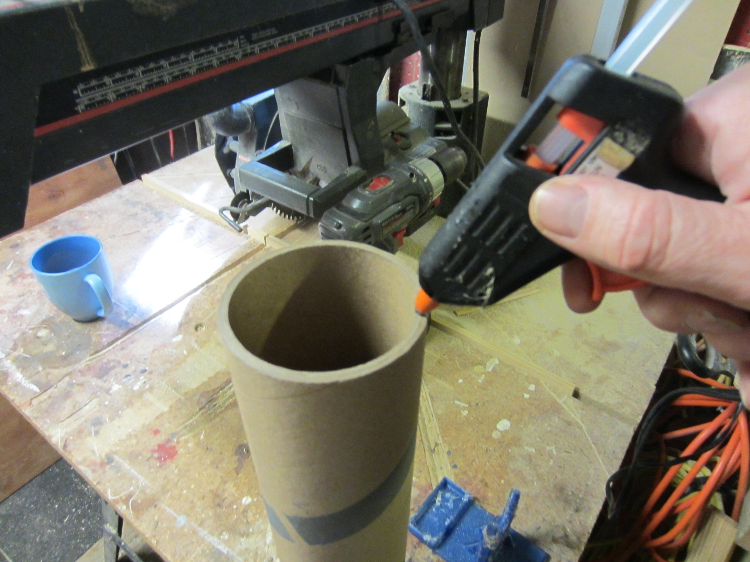 Cardboard Tube End Feed Roller With 3D Printed Parts : 5 Steps (with ...