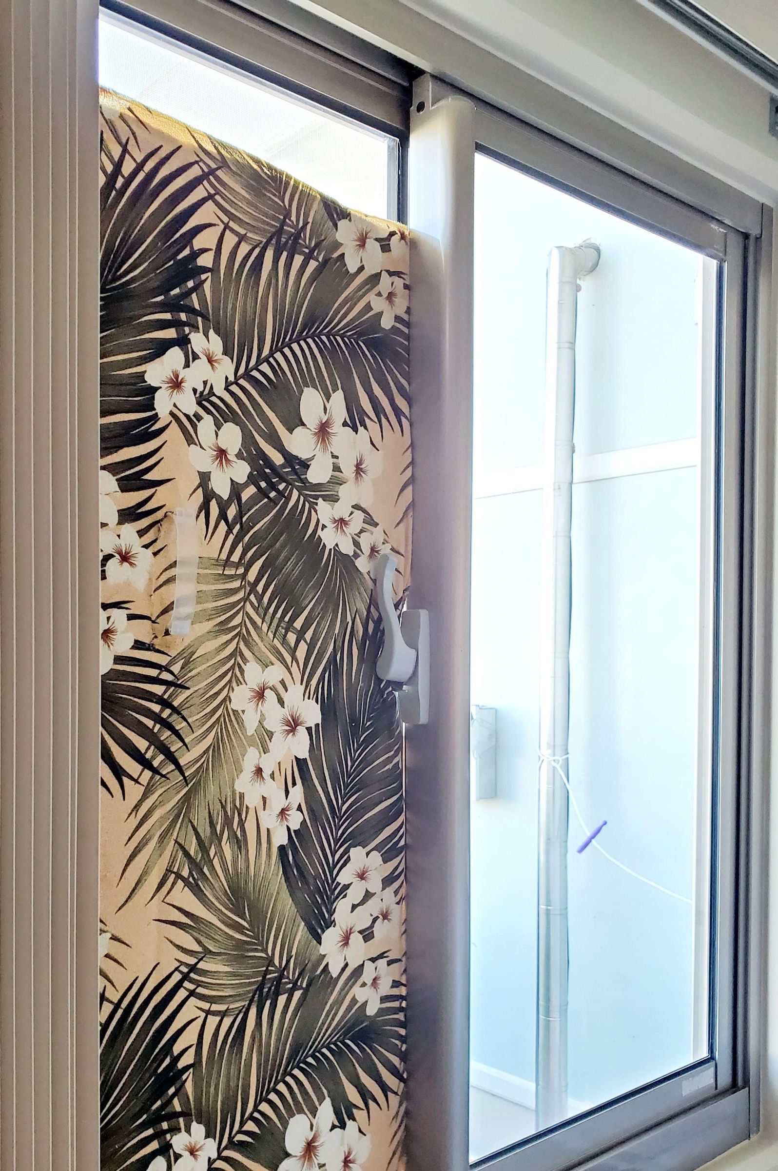 Cool Your House With Pretty Reflective Window Shades : 9 Steps (with ...