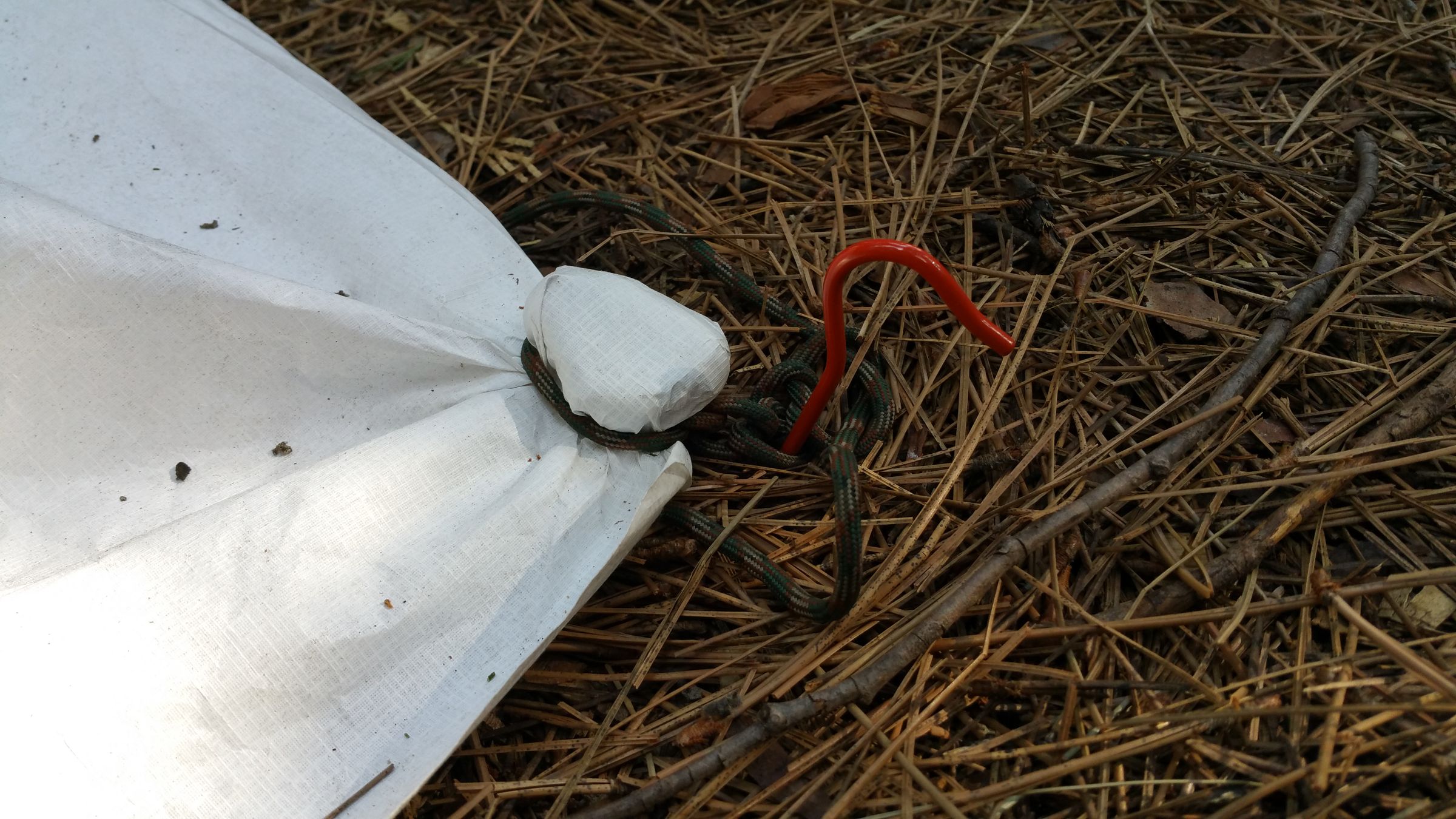 Tyvek Tarp Tent and Ground Cloth : 8 Steps (with Pictures) - Instructables