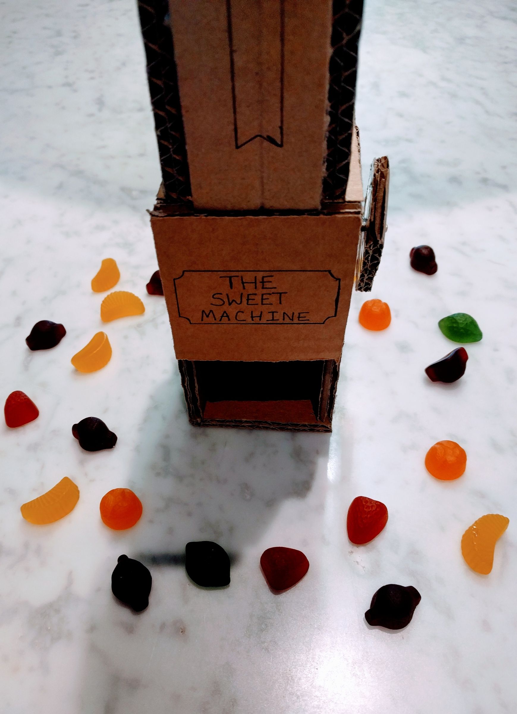 Candy Vending Machine : 14 Steps (with Pictures) - Instructables