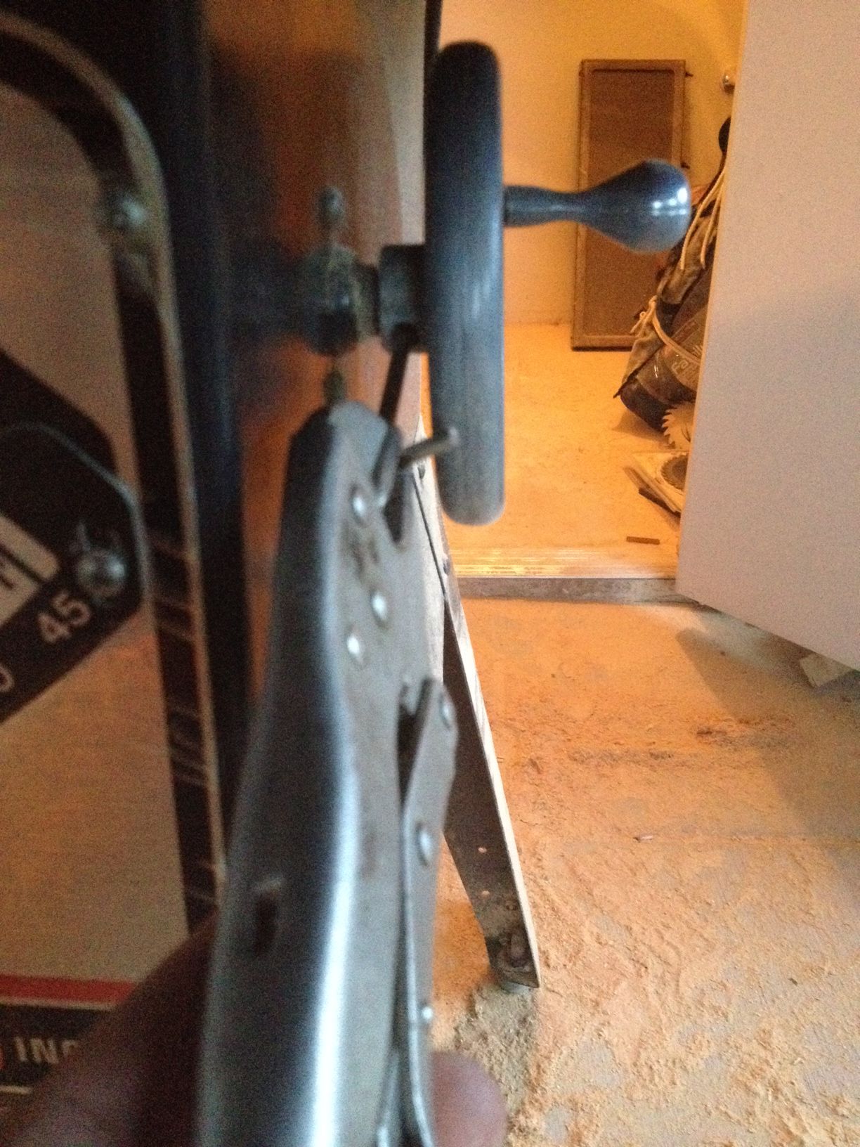 Table Saw Blade Angle Lock Modification : 6 Steps - Instructables