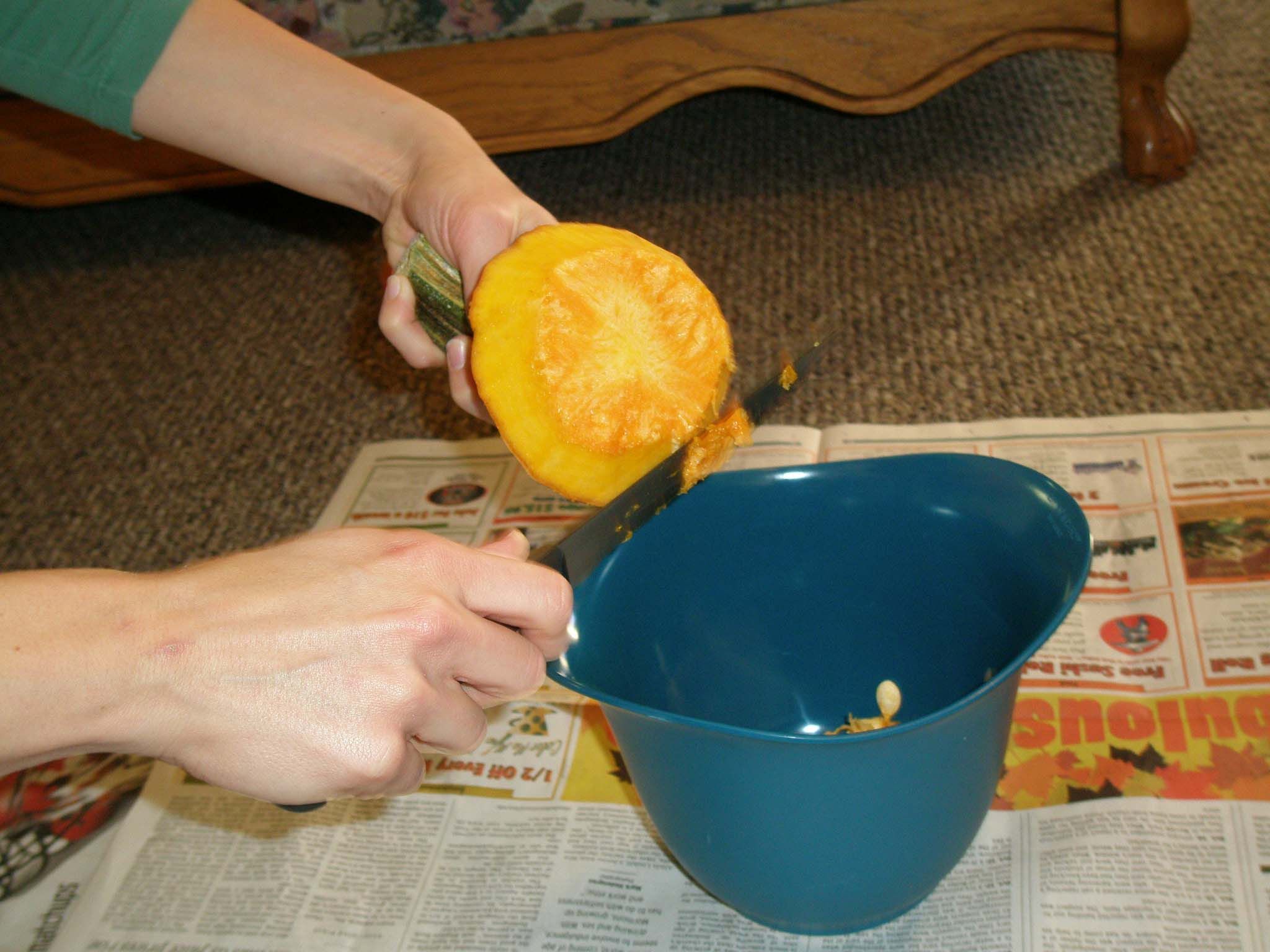 How to Carve a Jack-o-lantern : 7 Steps (with Pictures) - Instructables