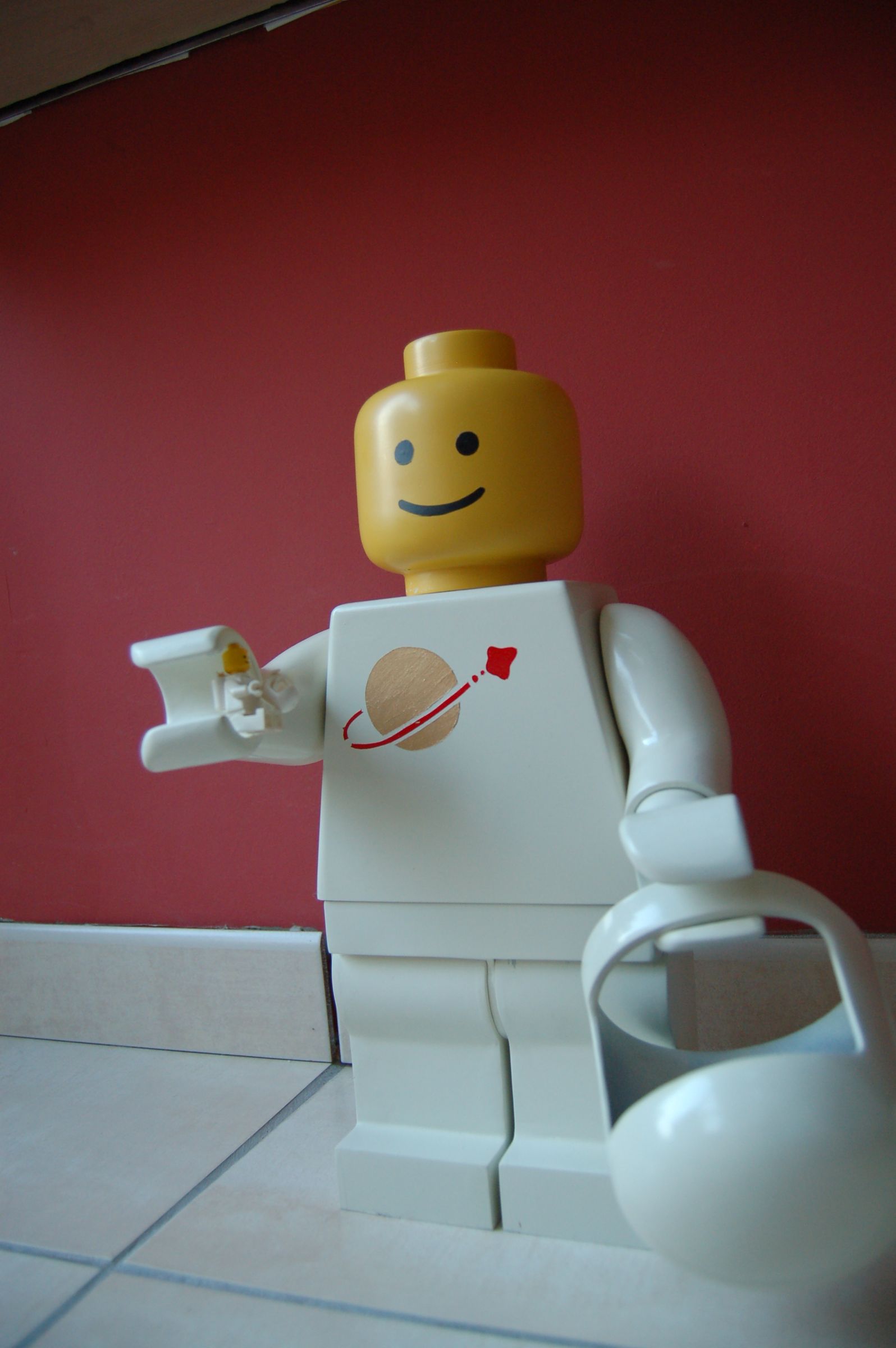 Lego Space Maxifig (with Pictures) - Instructables