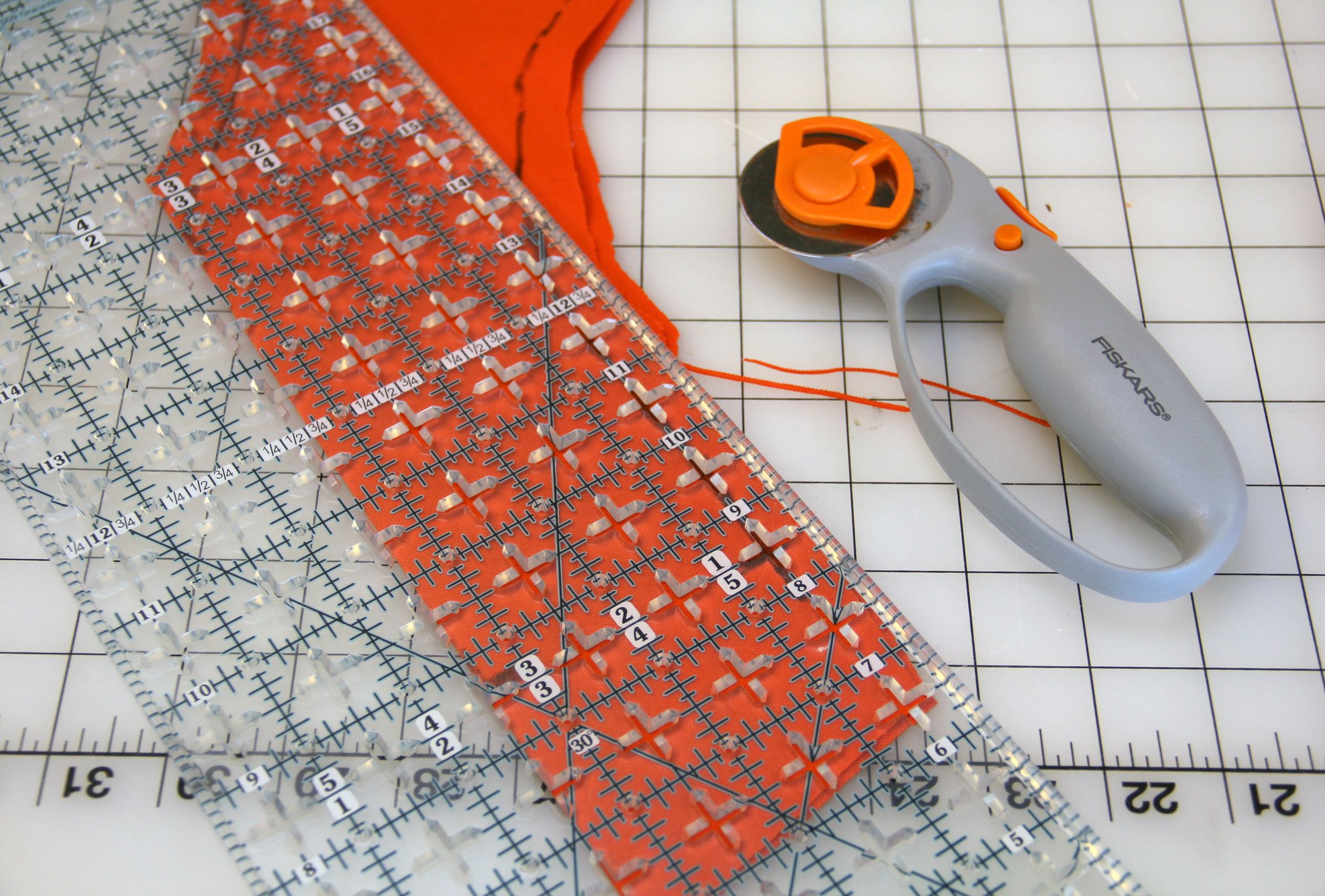 How to Use a Dress Form : 8 Steps (with Pictures) - Instructables