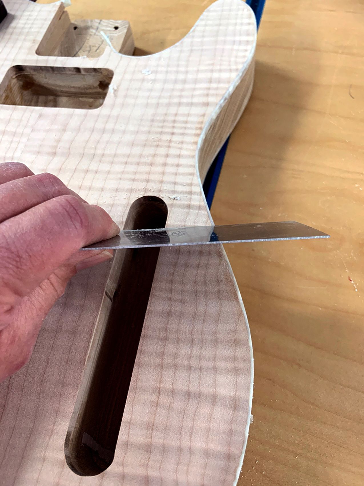 Make a Kit Guitar AMAZING! : 20 Steps (with Pictures) - Instructables