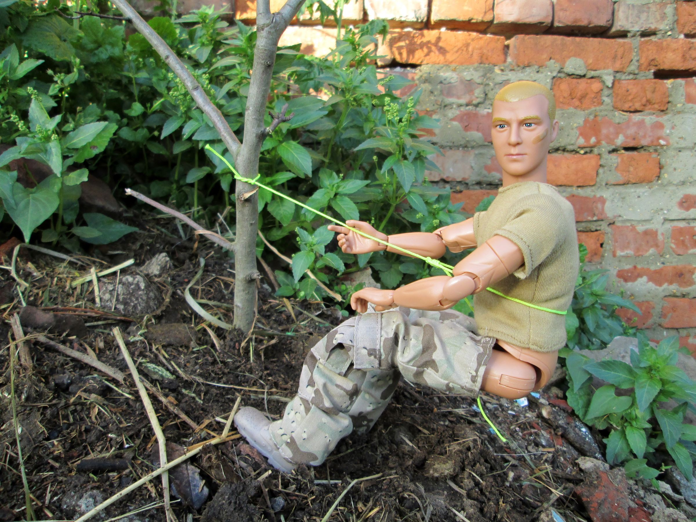 Pooping in Paradise (or in Nature) - How to Do It Easily : 4 Steps ...