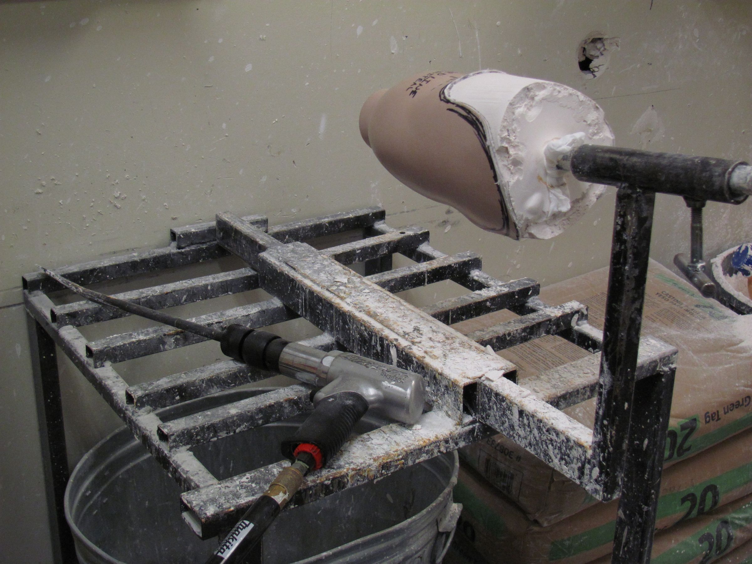 How a Prosthetic Leg Is Made! : 5 Steps (with Pictures) - Instructables